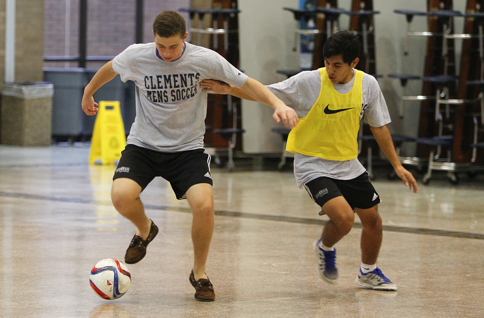 In title repeat bid, Rangers picked to win