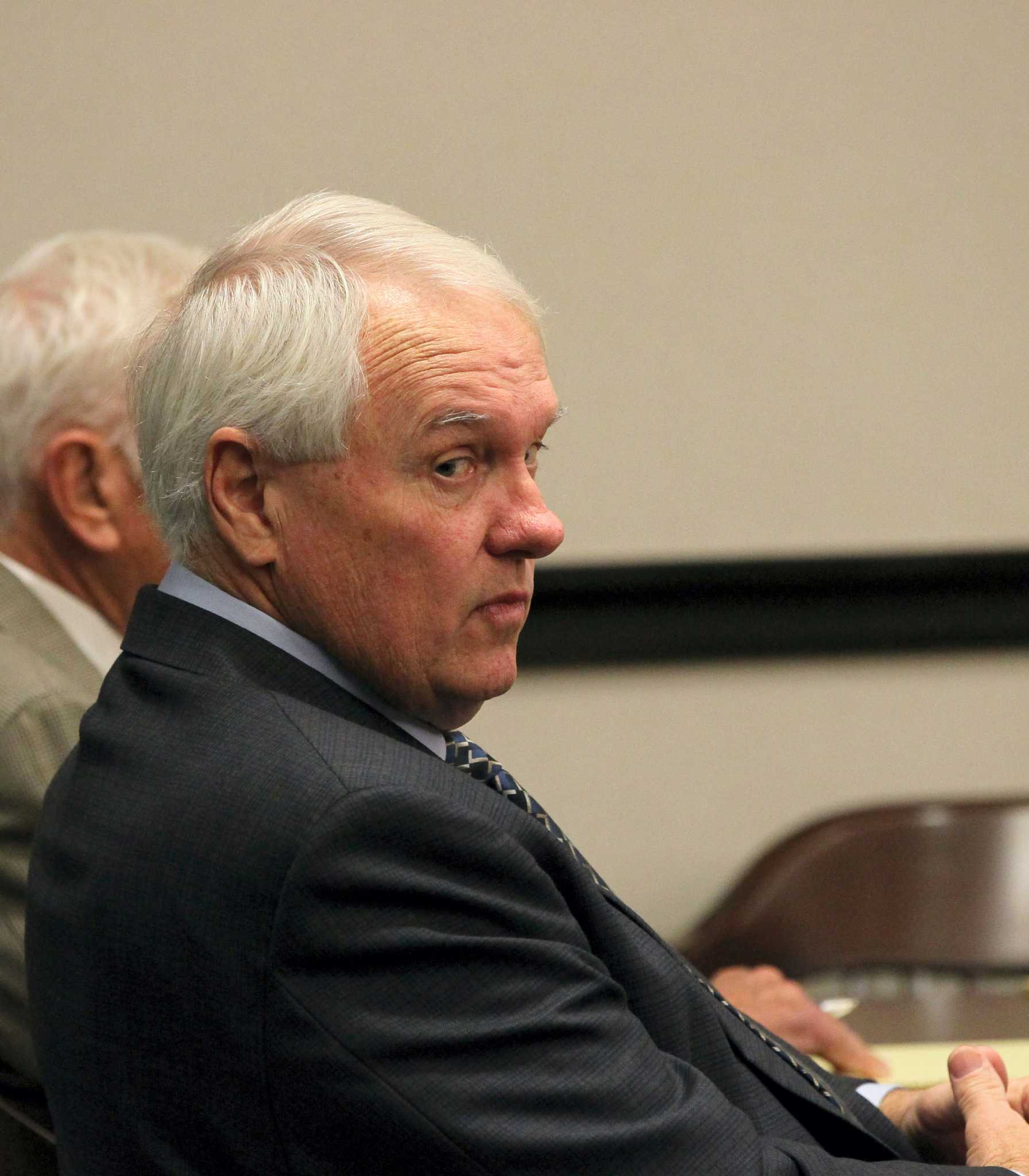 Attorney for 'Money Mike' assails 8 teenage accusers