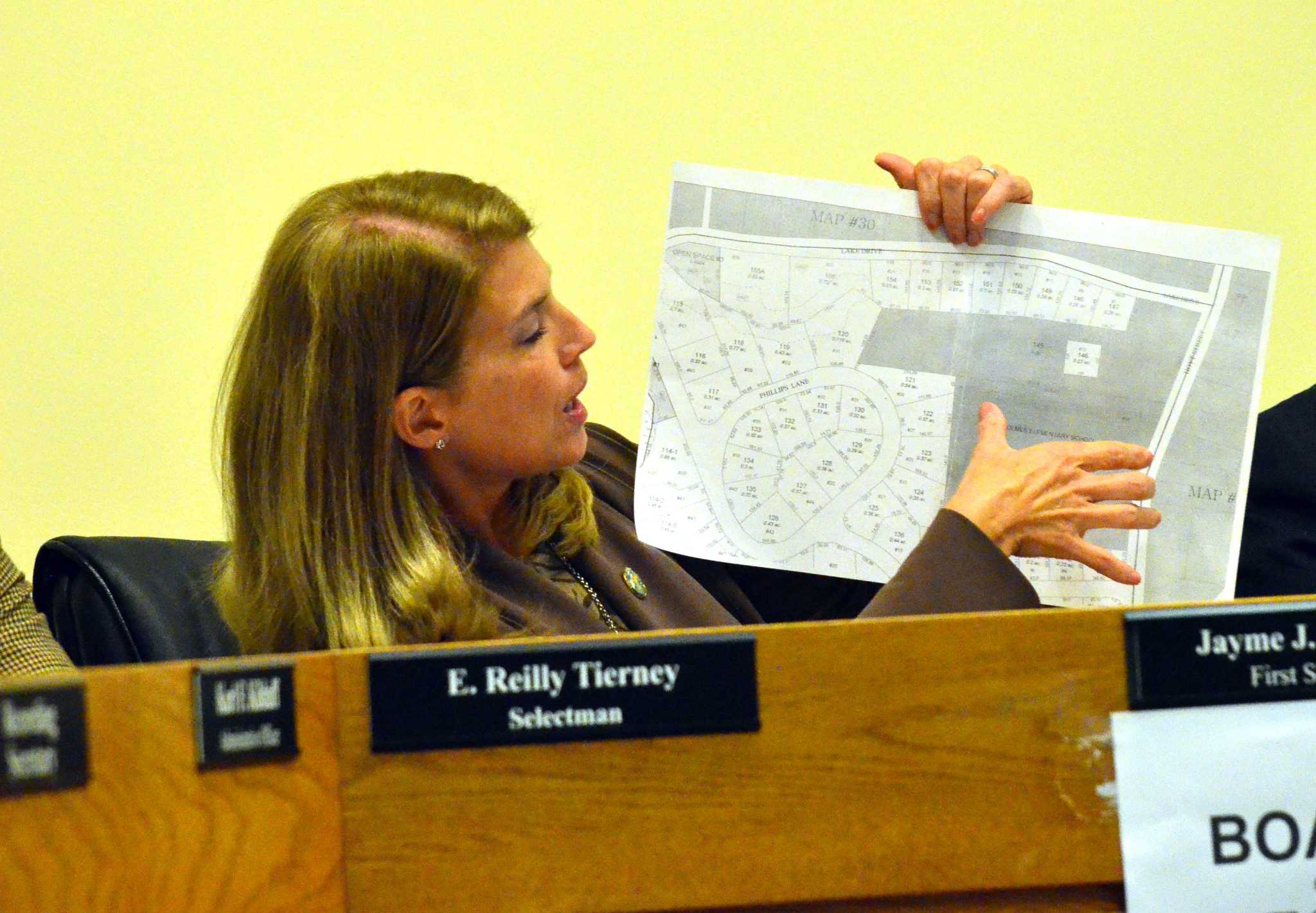 Darien First Selectman looks back at 2014