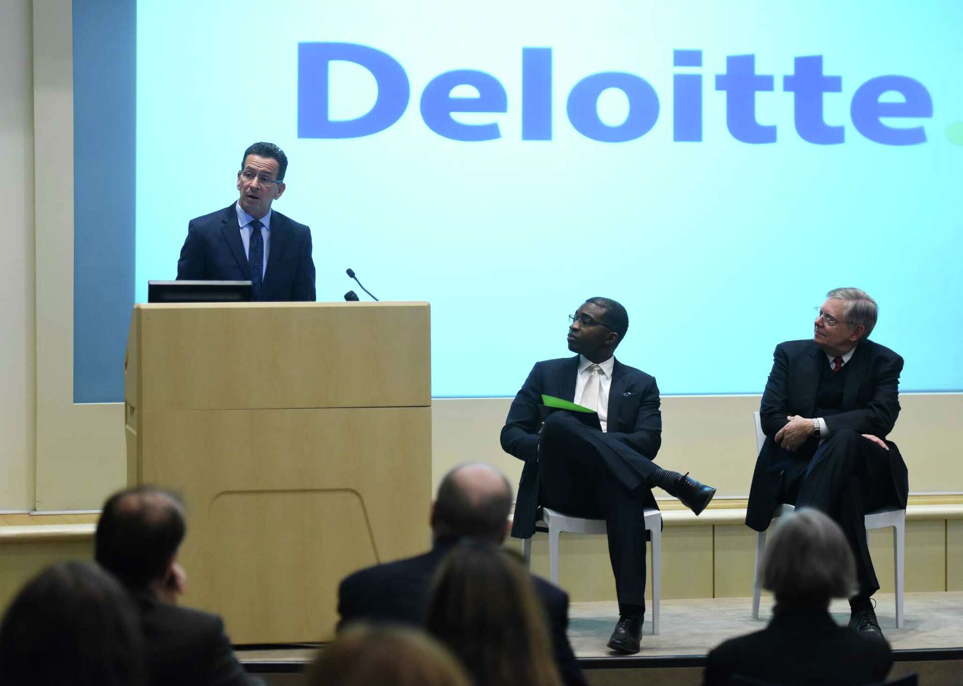 In "hoteling" concept, Deloitte says it has sufficient space for huge ...
