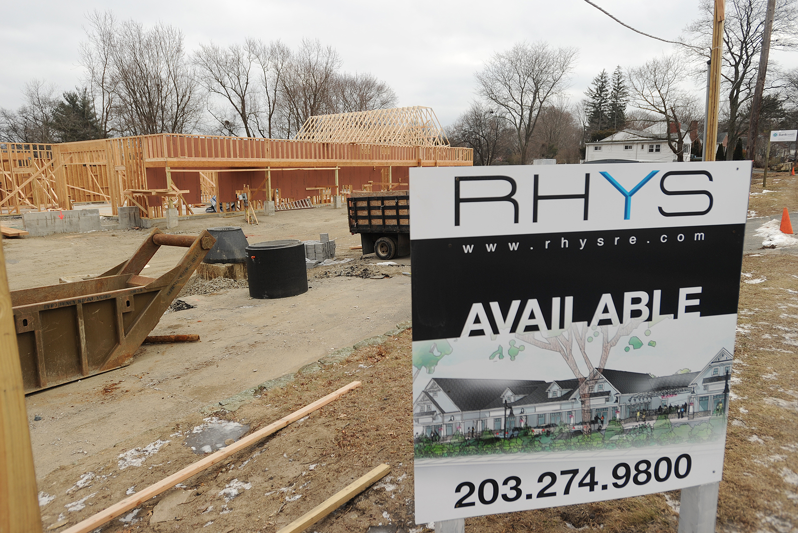 Trumbull focuses on developing town center