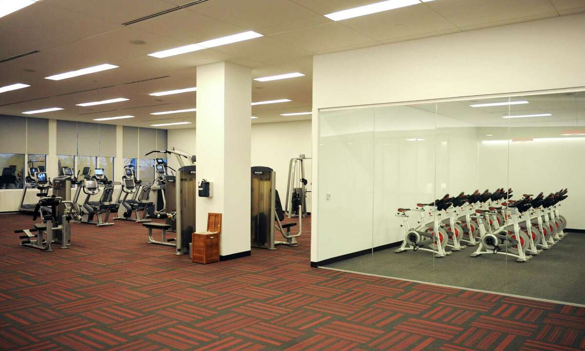 In "hoteling" concept, Deloitte says it has sufficient space for huge ...