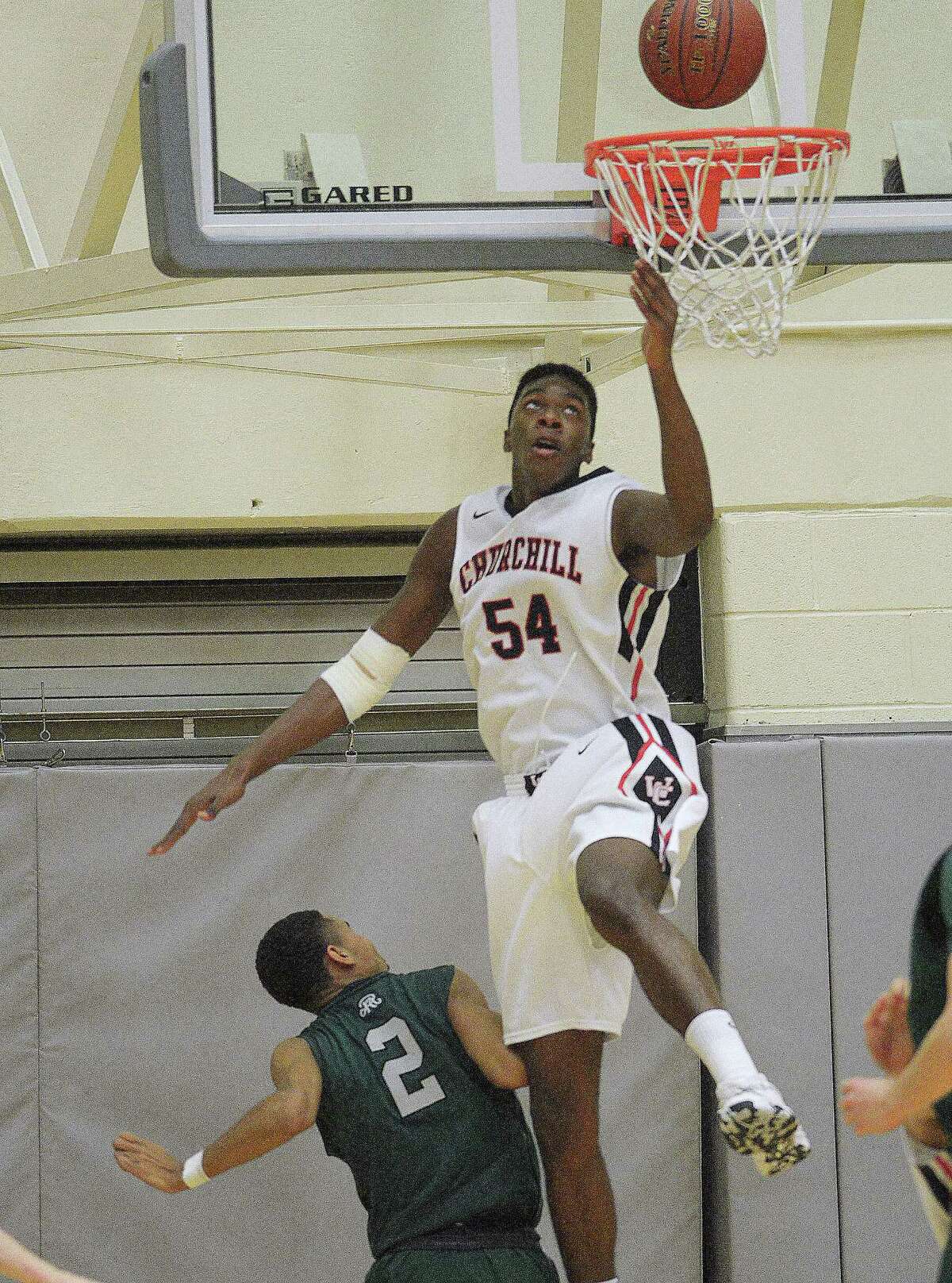 Reagan edges Churchill, improves to 4-0 in District 26-6A