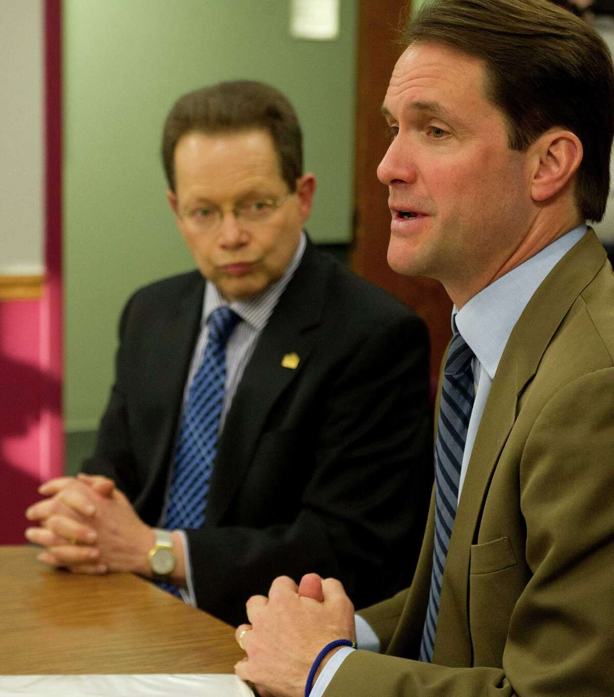 Proposal would open doors to free community college