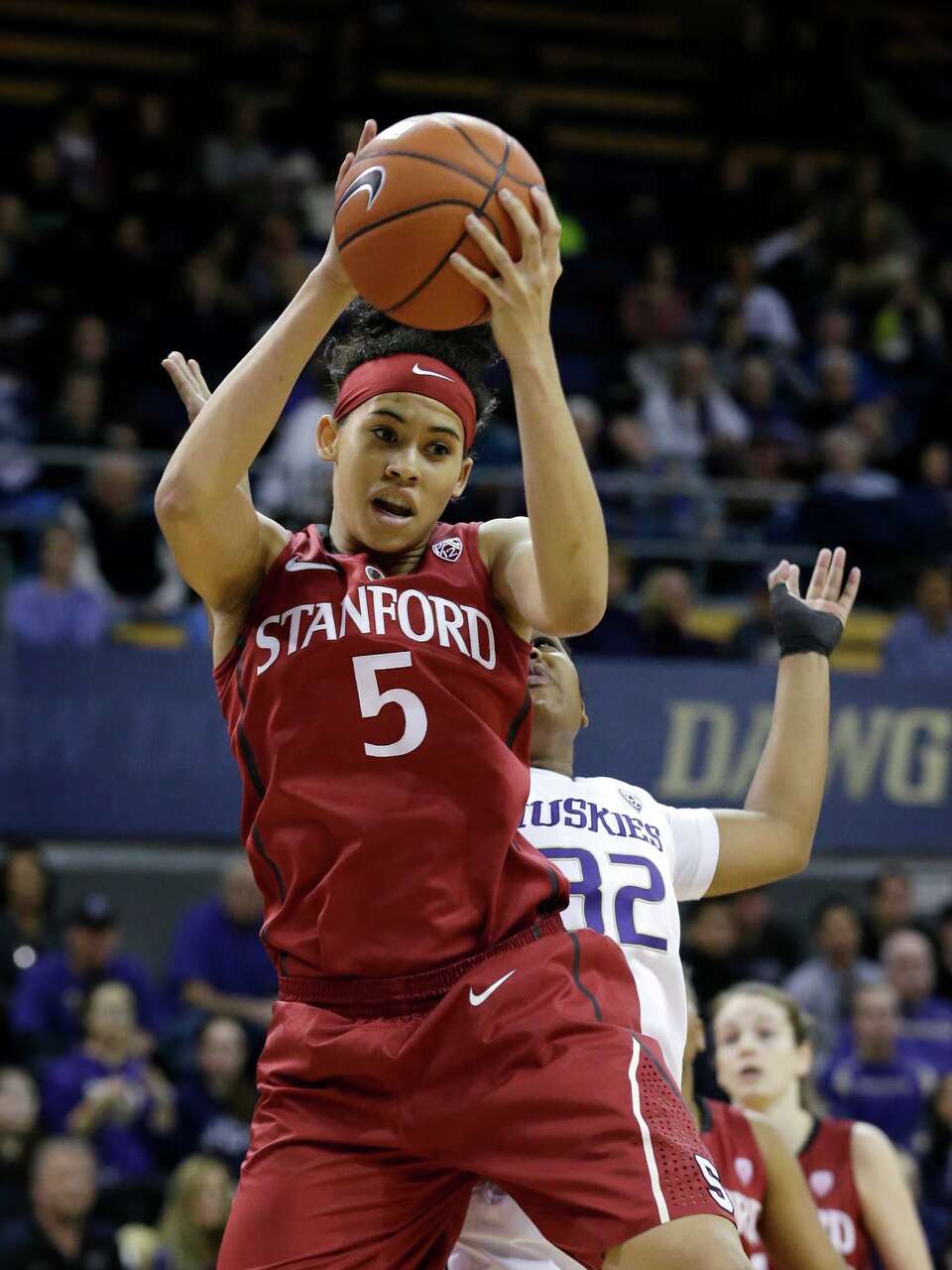 Stanford freshman Kaylee Johnson shows drive of great rebounder