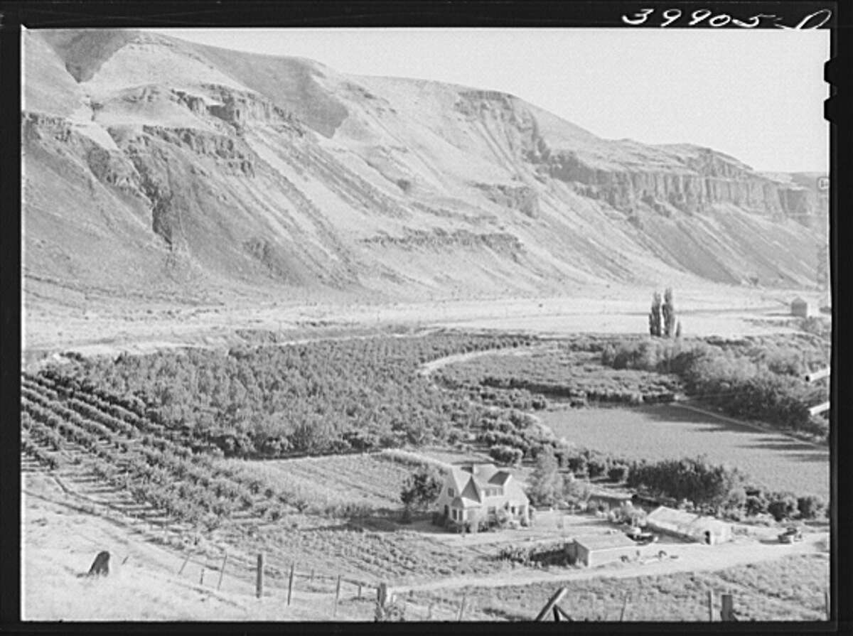 Washington state during the Depression and World War II