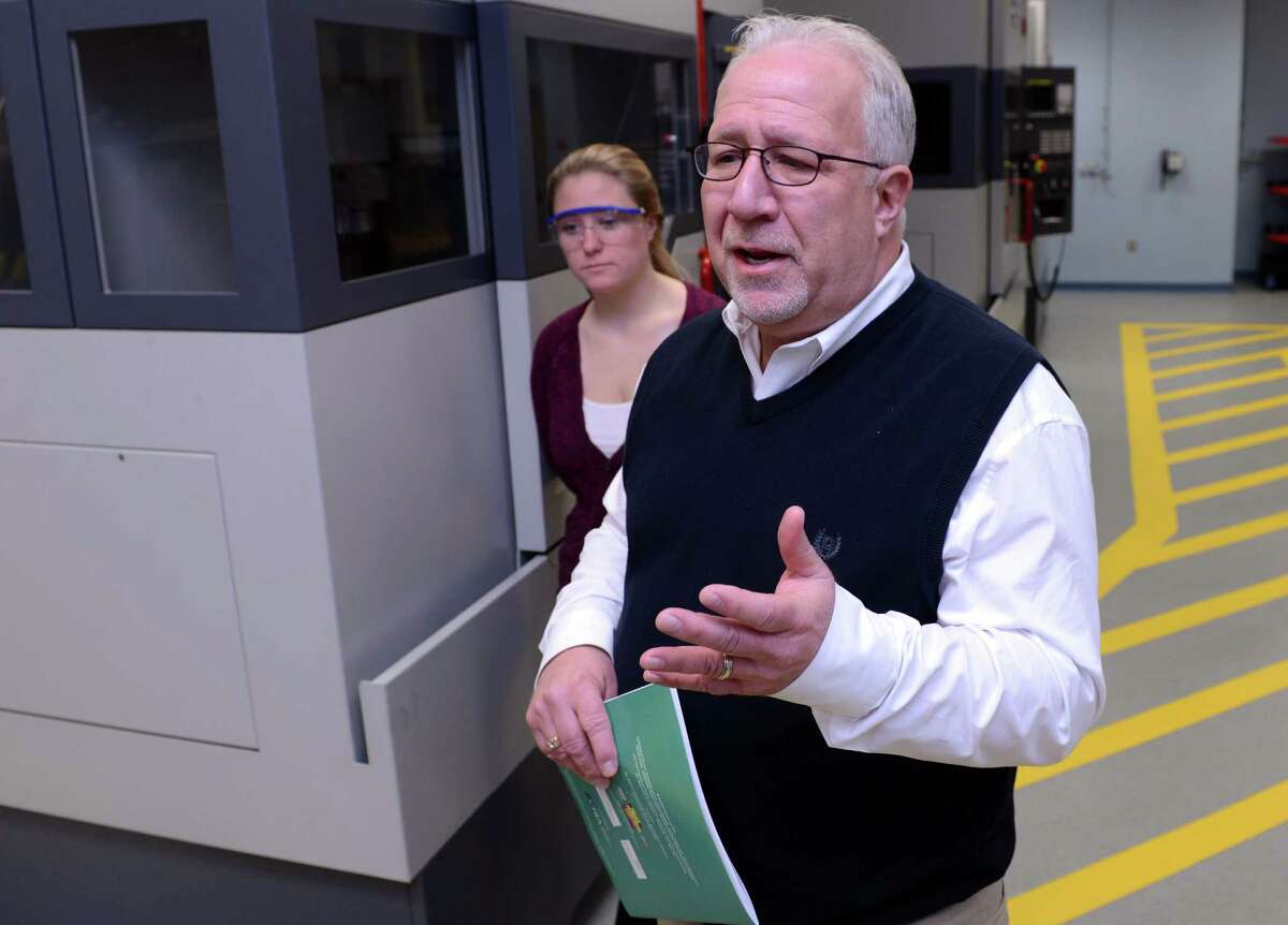 Proposal would open doors to free community college