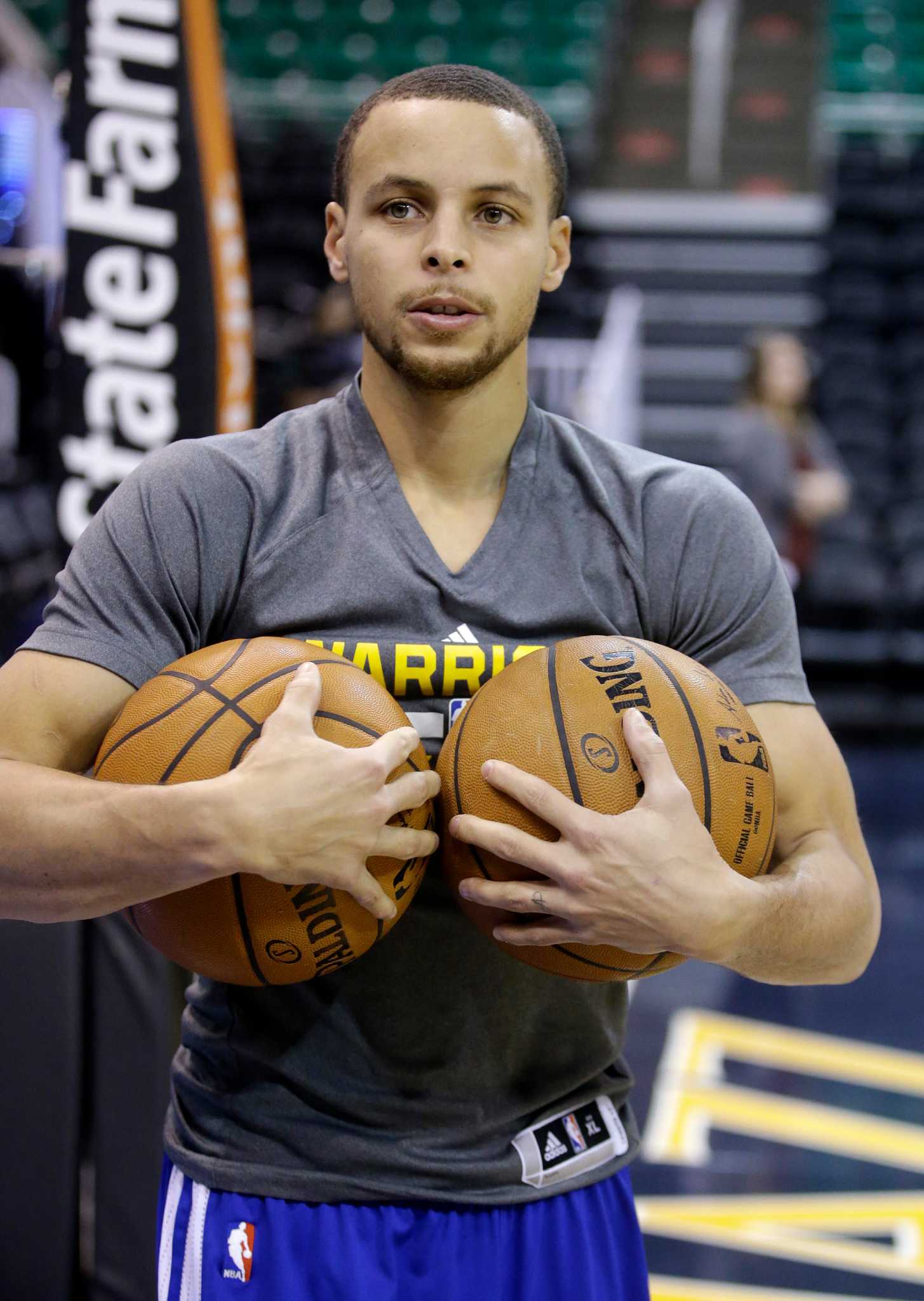 Rockets report: Warriors' Curry a real handful
