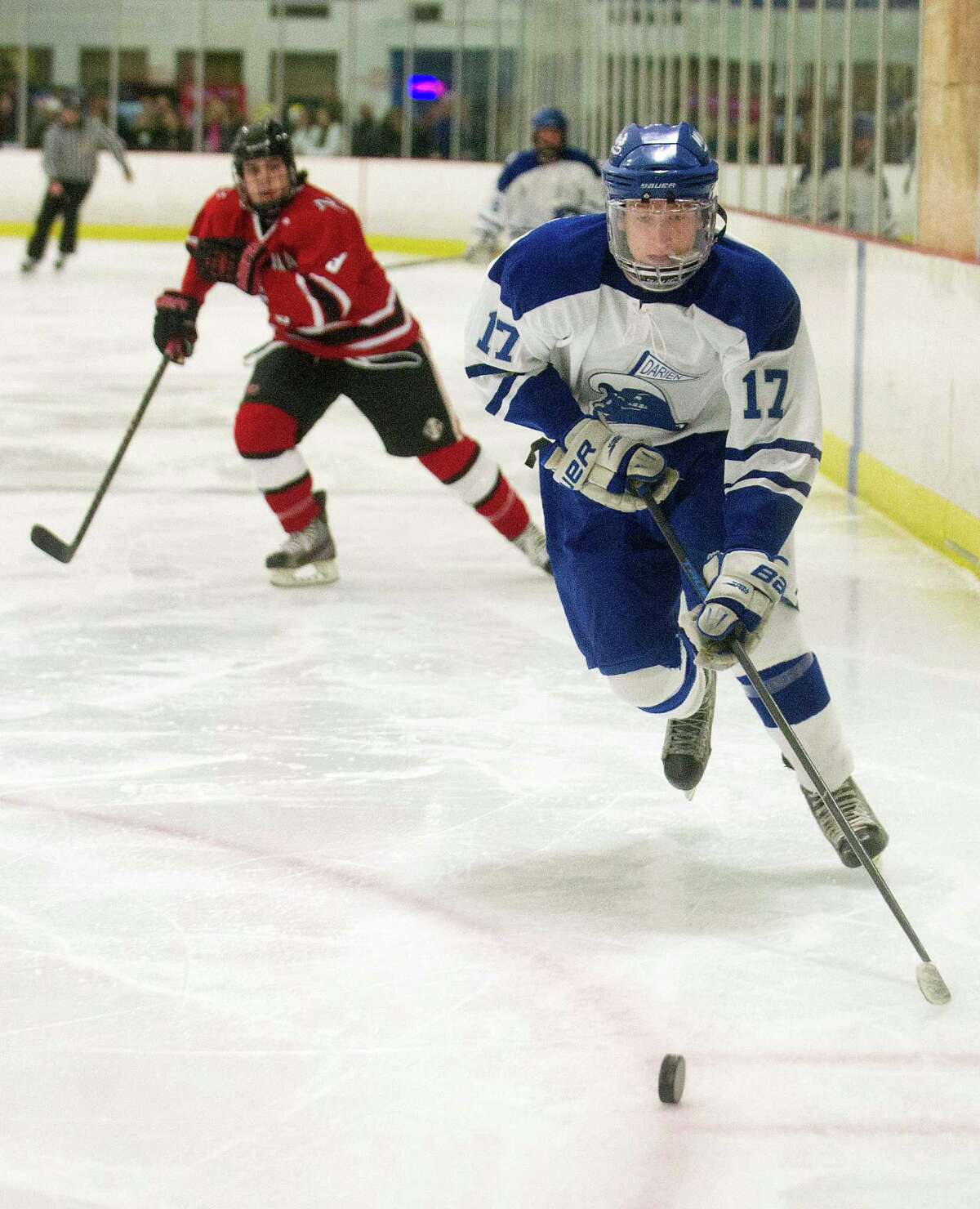 Darien ices New Canaan in FCIAC finals rematch