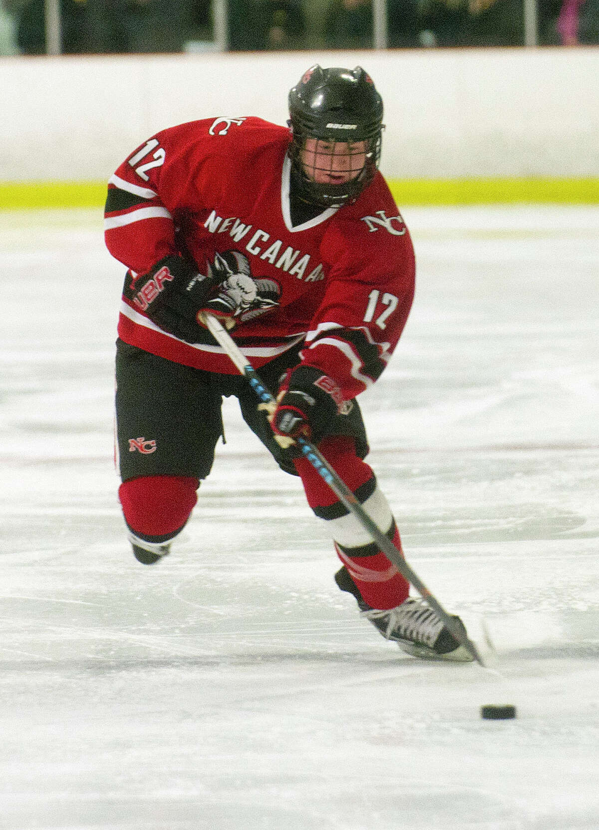 Darien ices New Canaan in FCIAC finals rematch