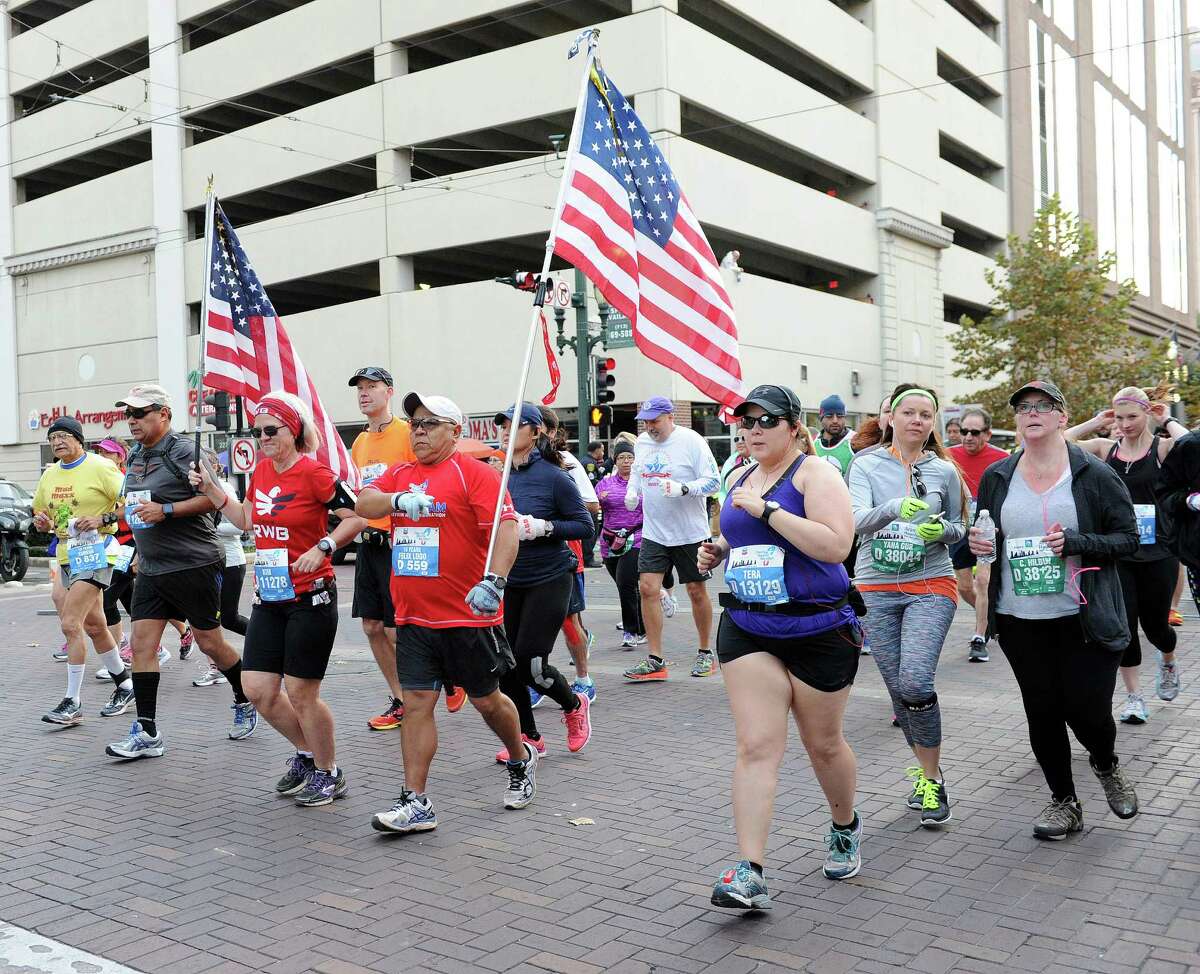 How the races at the 2015 Chevron Houston Marathon were won