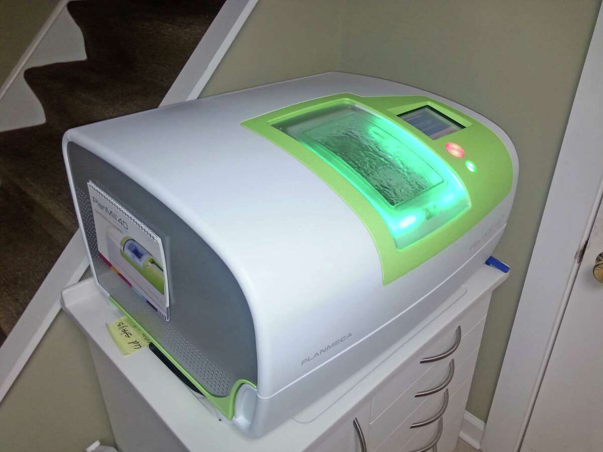 Living with Technology: Instant dental crowns -- Hit 'print,' then chew