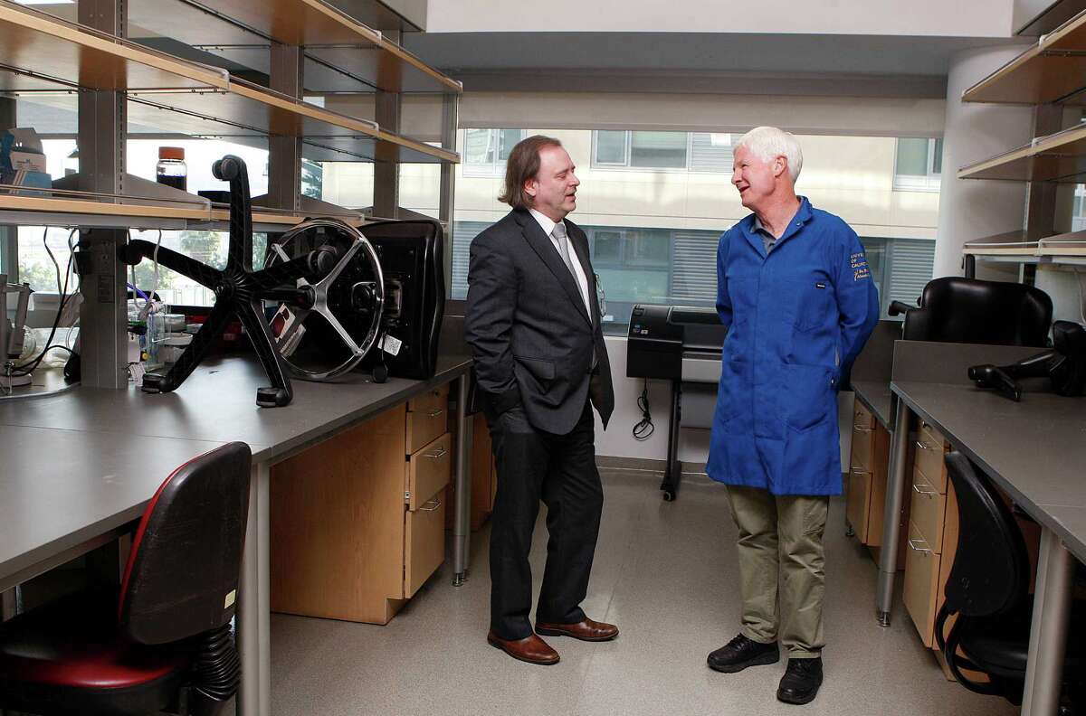 Director Alan Ashworth seeks to raise UCSF cancer center profile