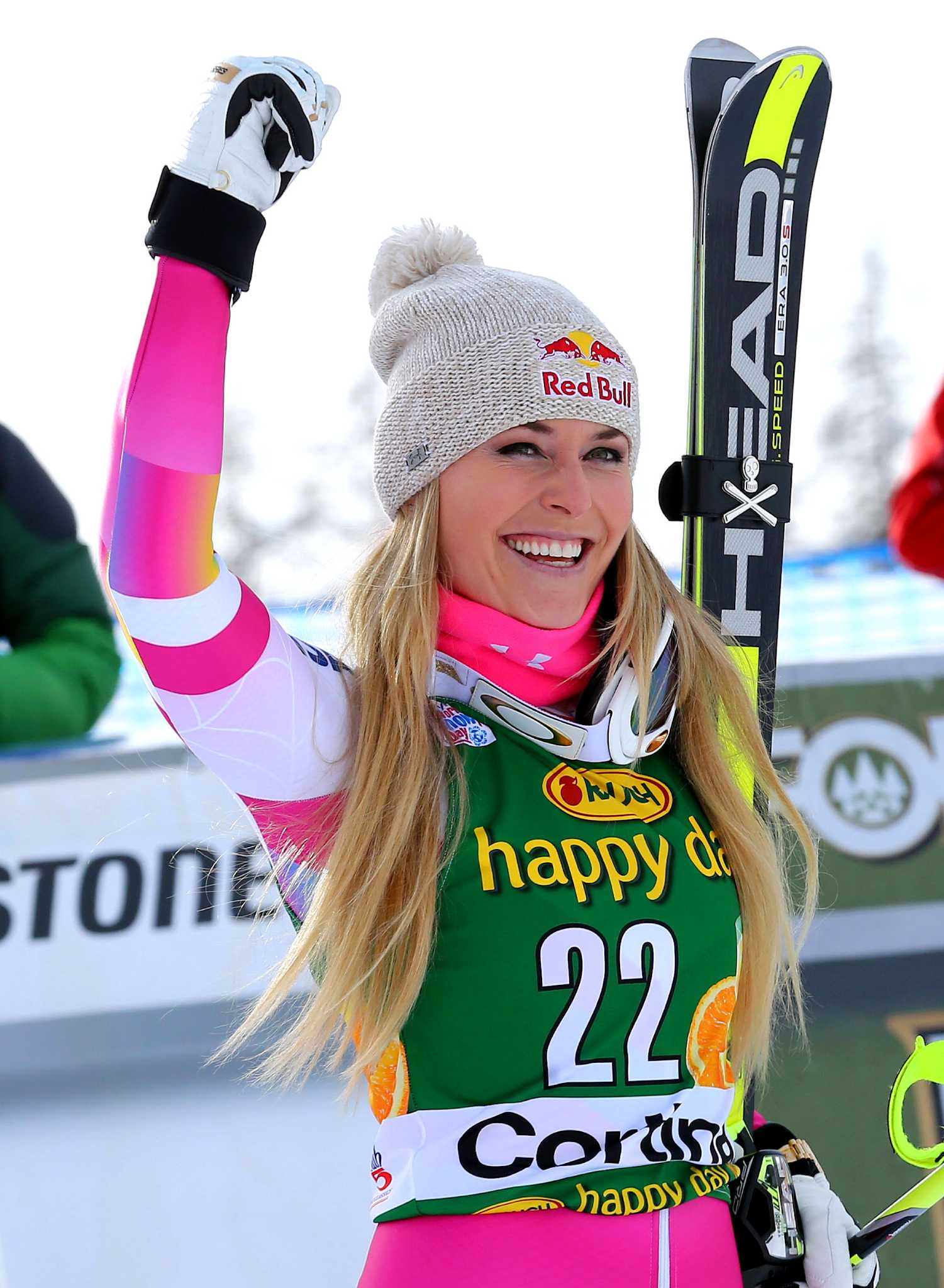 Vonn stands tallest atop the mountains