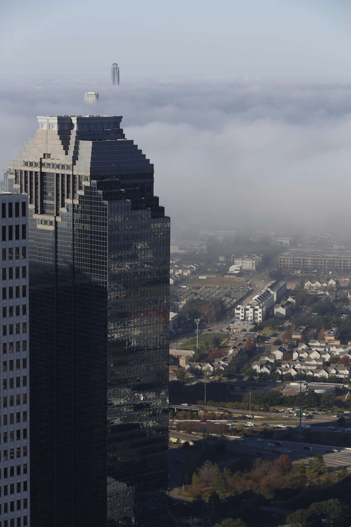 Post-New Year ice storm cripples large chunks of Texas