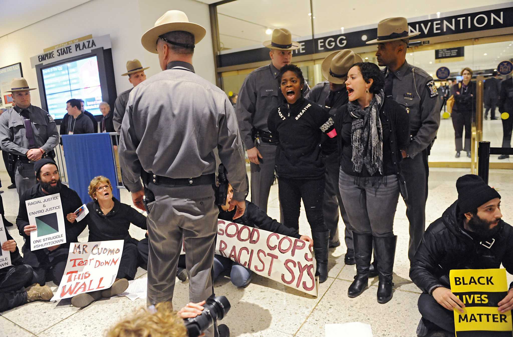 Sights and scenes at State of the State