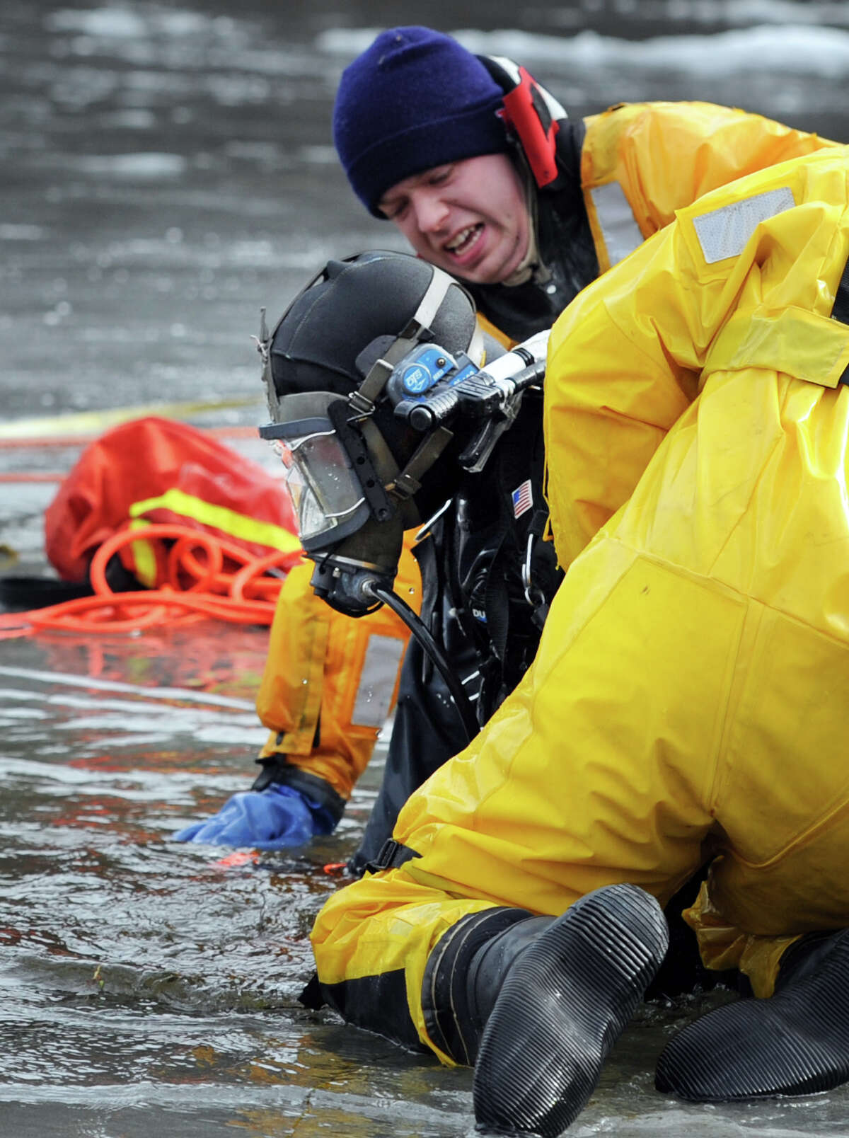Thin ice: Milford divers practice ice rescues