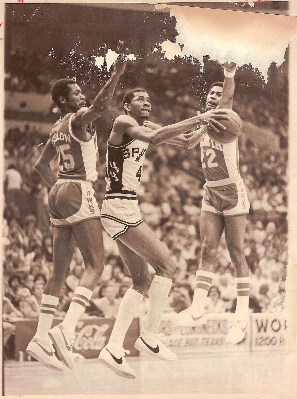 Spurs who've had their jersey numbers retired