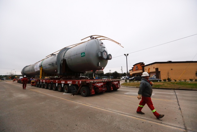 Super-long heavy transport could tie up Baytown traffic for hours