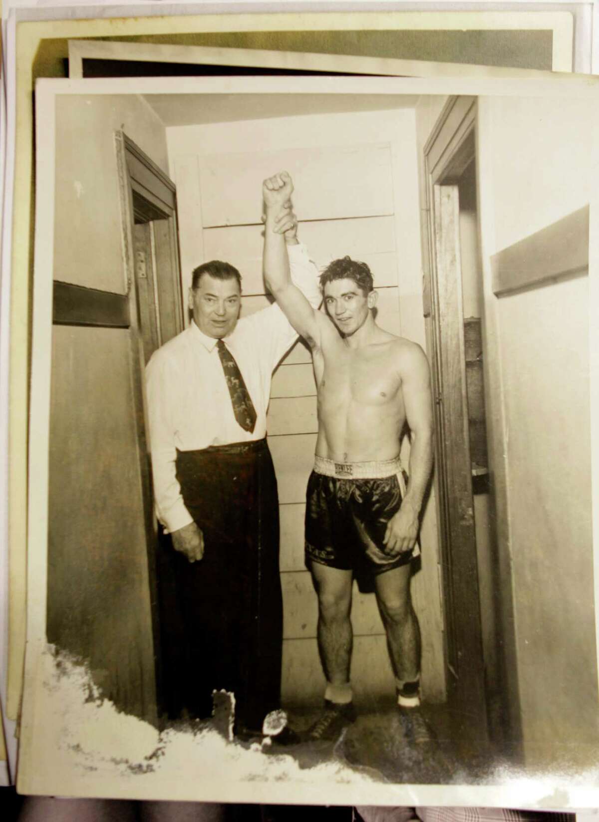 Conroe painting honors 'Backwoods Battler'