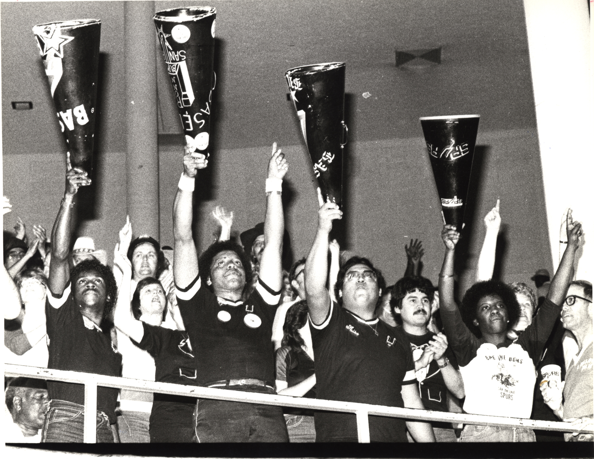 5 times rowdy Spurs fans went beyond booing and viciously taunted ...