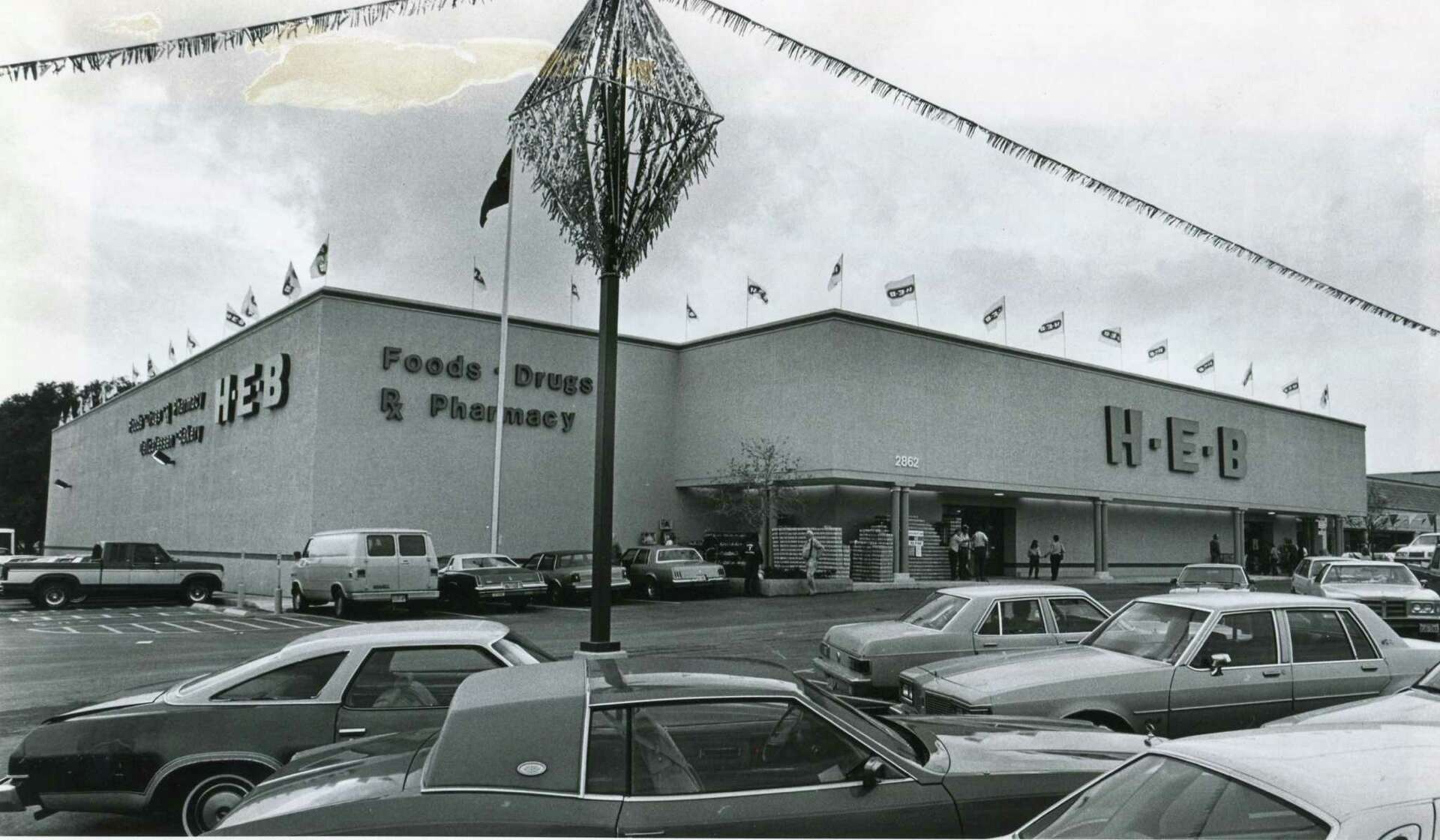 H-E-B’s history embedded in the heart of San Antonio