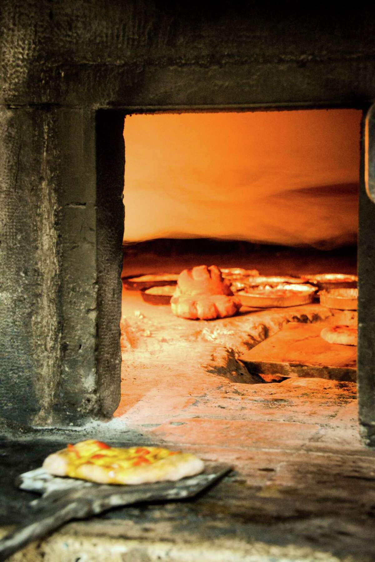 Bread artisans for the ages in southern Italy