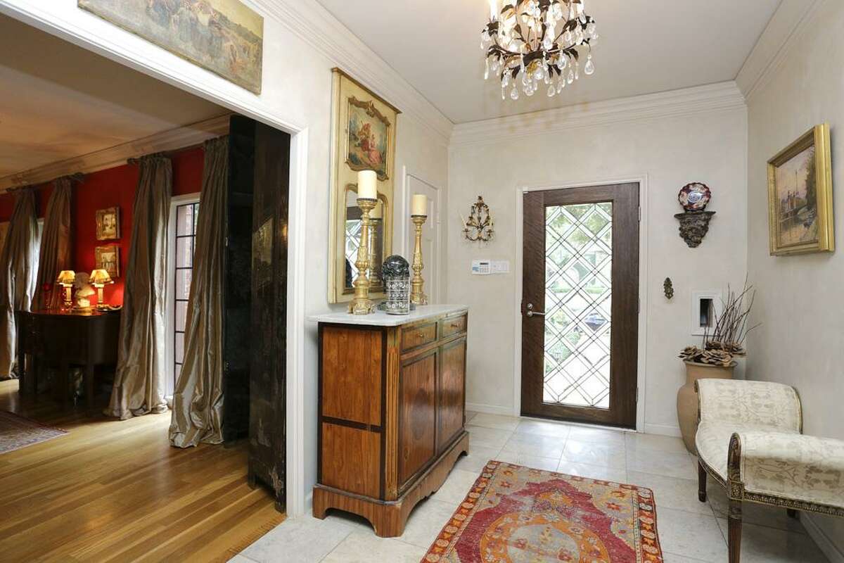 The evolution of the average American house style