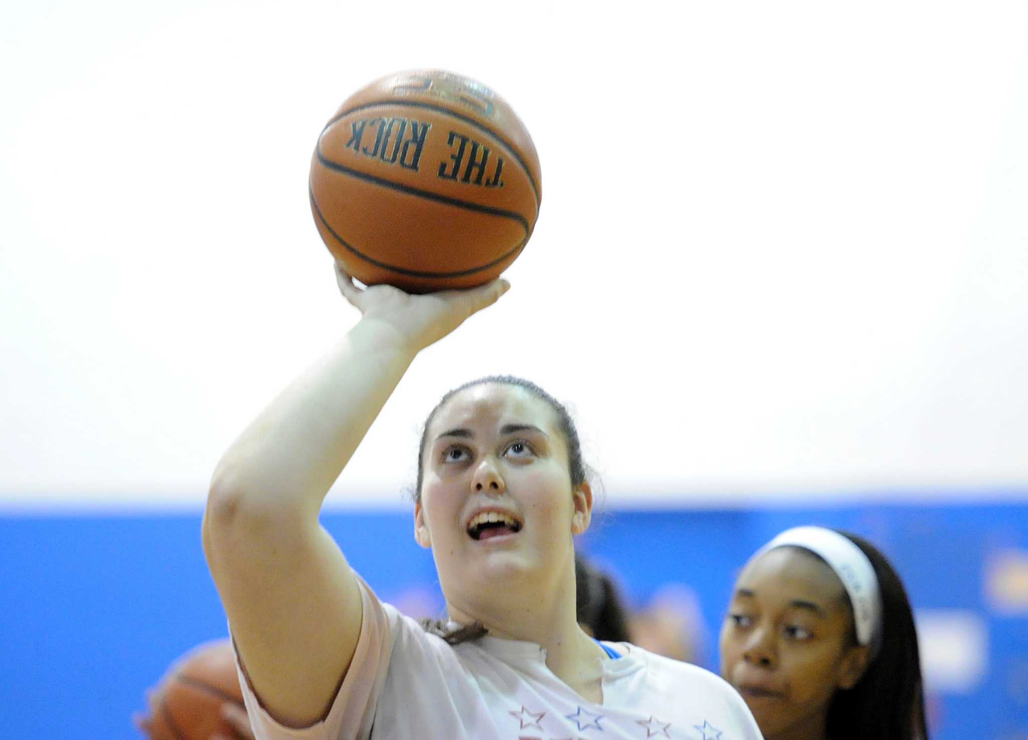 O'Sullivan eclipses 1,000 career point plateau for Sacred Heart