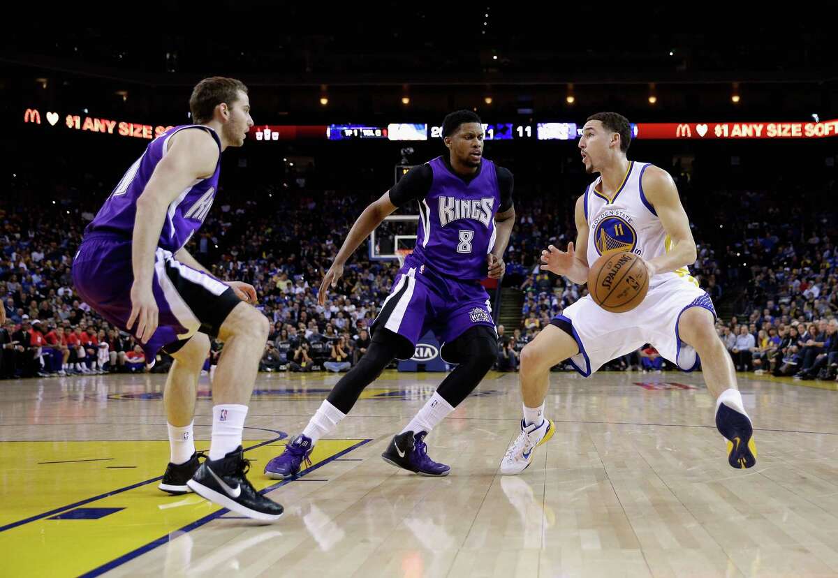 Thompson’s NBA-record 37-point quarter lifts Warriors over Kings