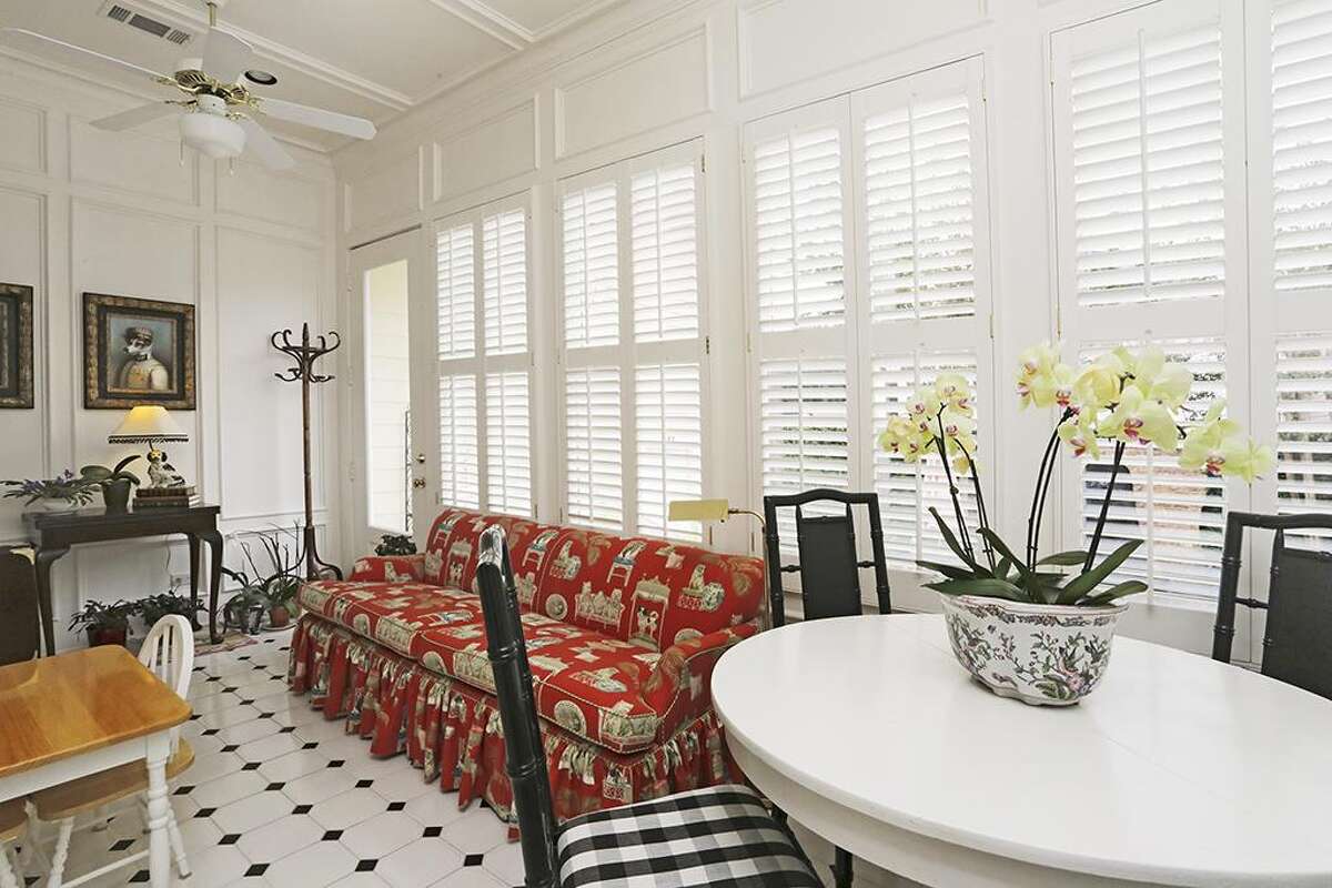 A raised cottage in the Heights features smart design