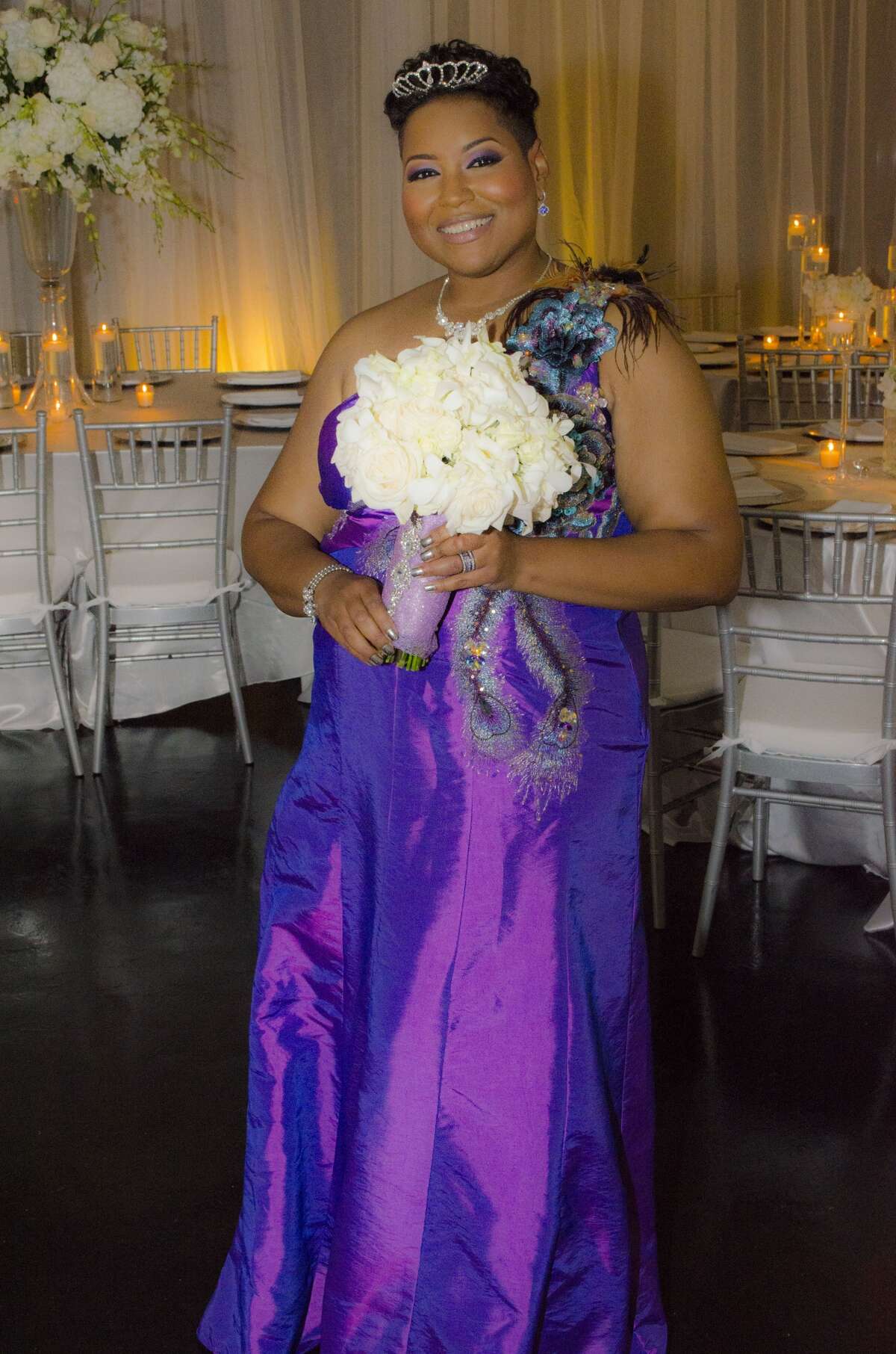 Houston woman marries herself in elaborate ceremony