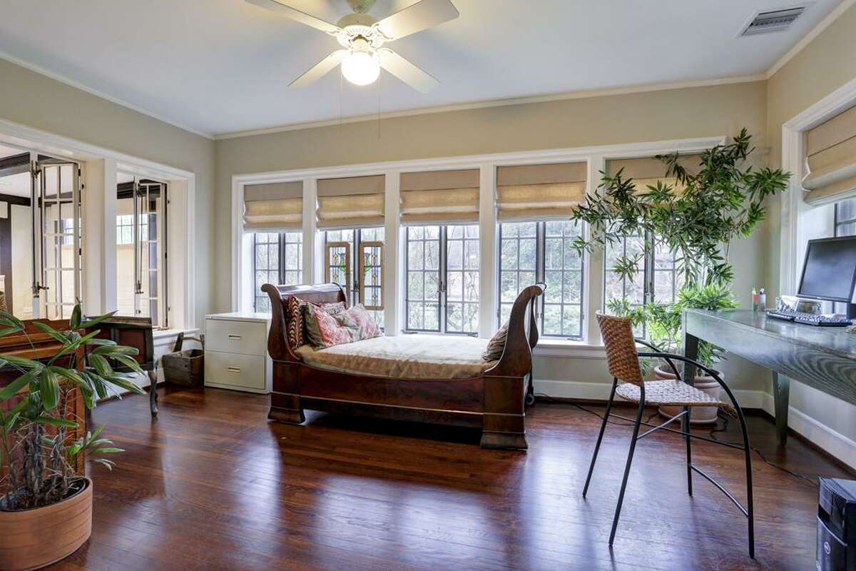 The evolution of the average American house style