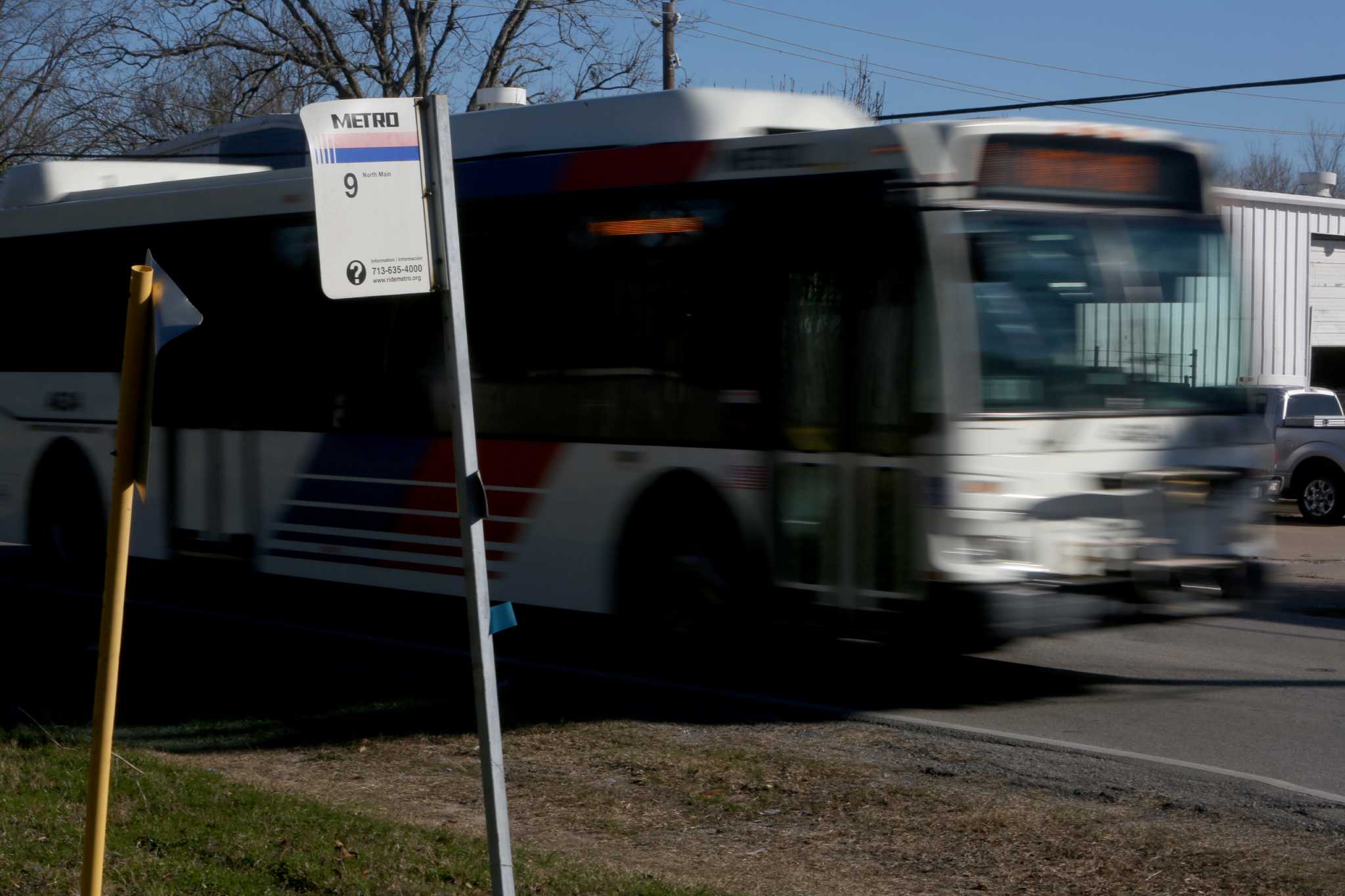 Metro board to consider sweeping change in bus system