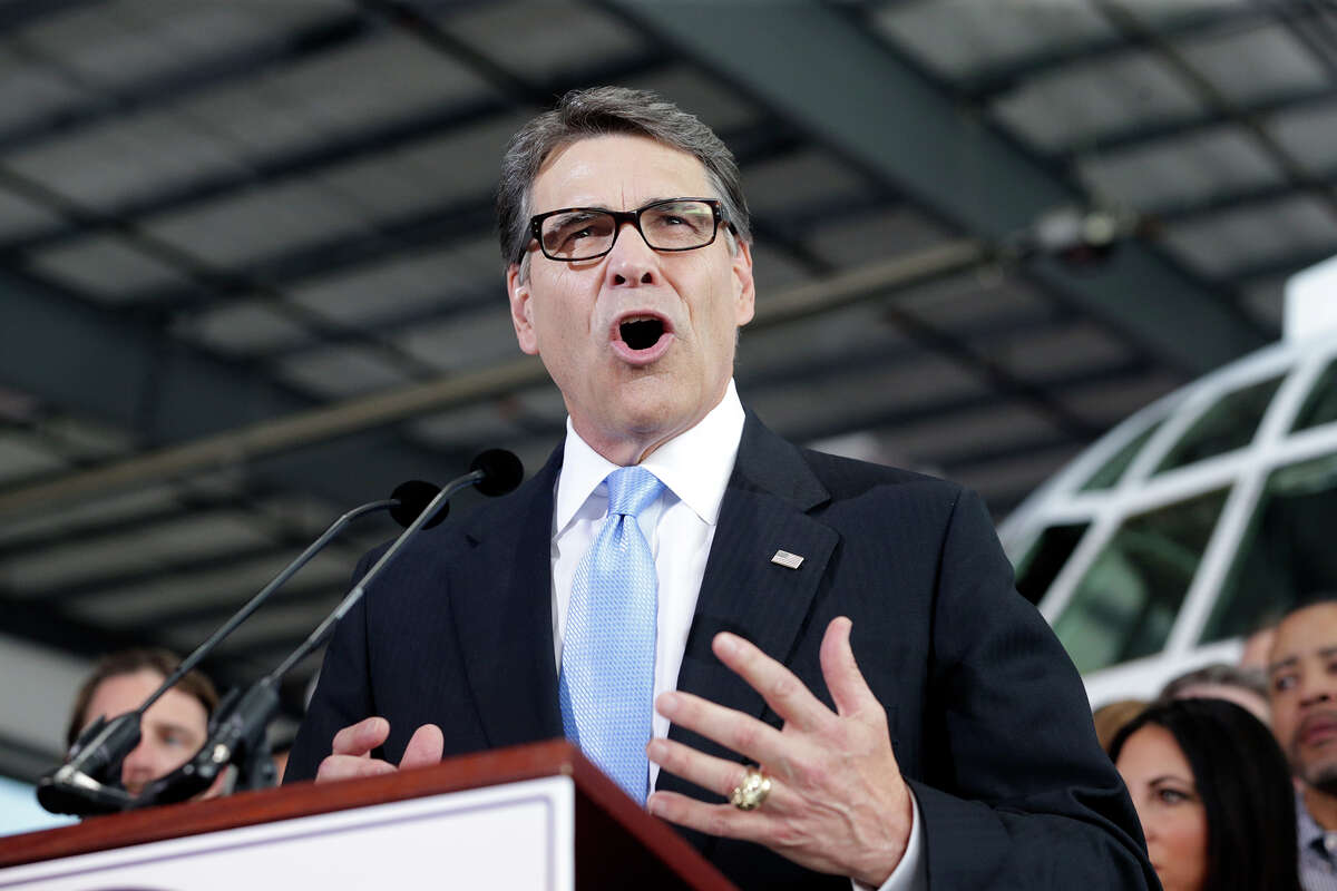 Rick Perry vows to keep fighting abuse of power charges