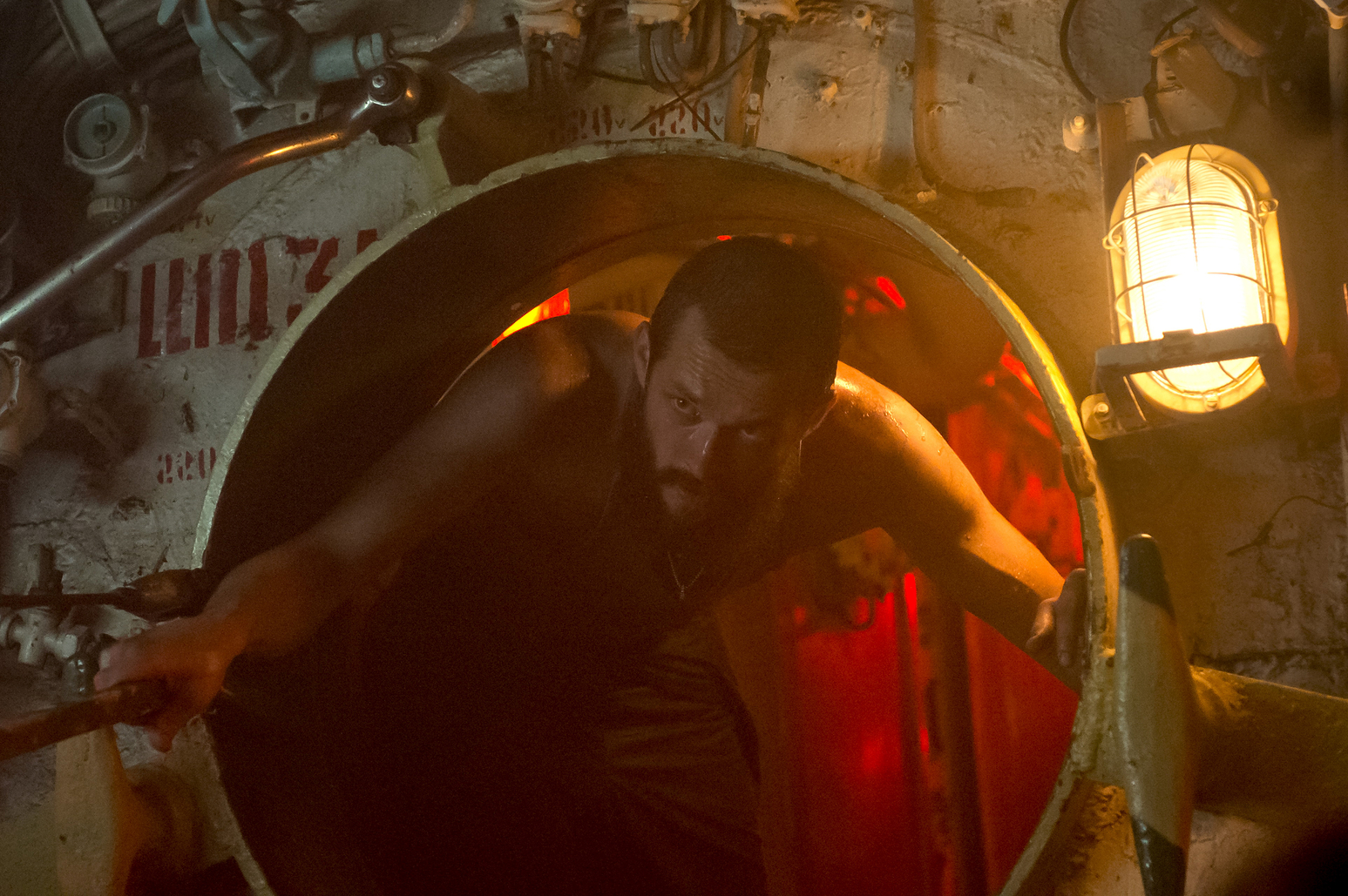 'Black Sea’ review: Solid acting amid shipload of cliches