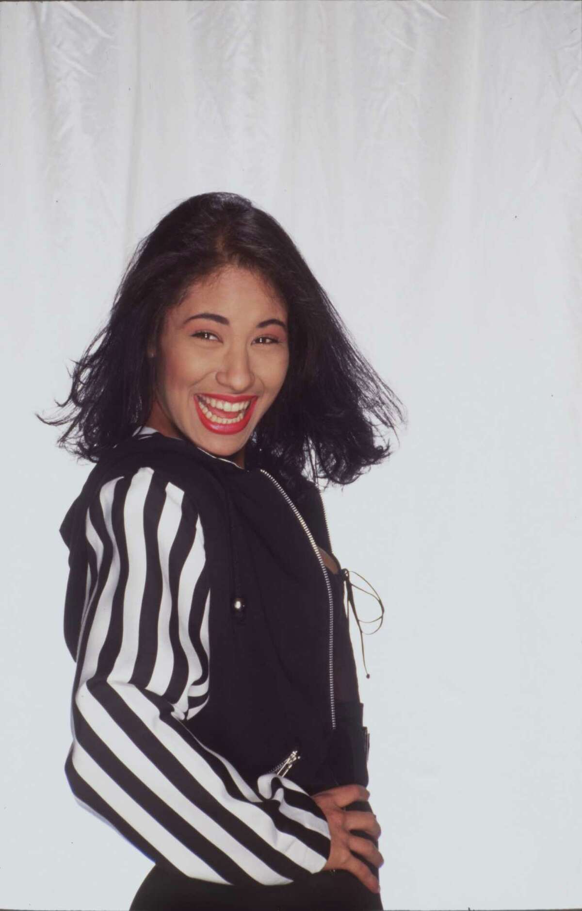 Selena to be honored at Fiesta de la Flor in Corpus Christi
