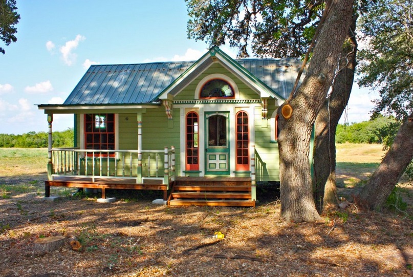 Builders go big with tiny house construction business
