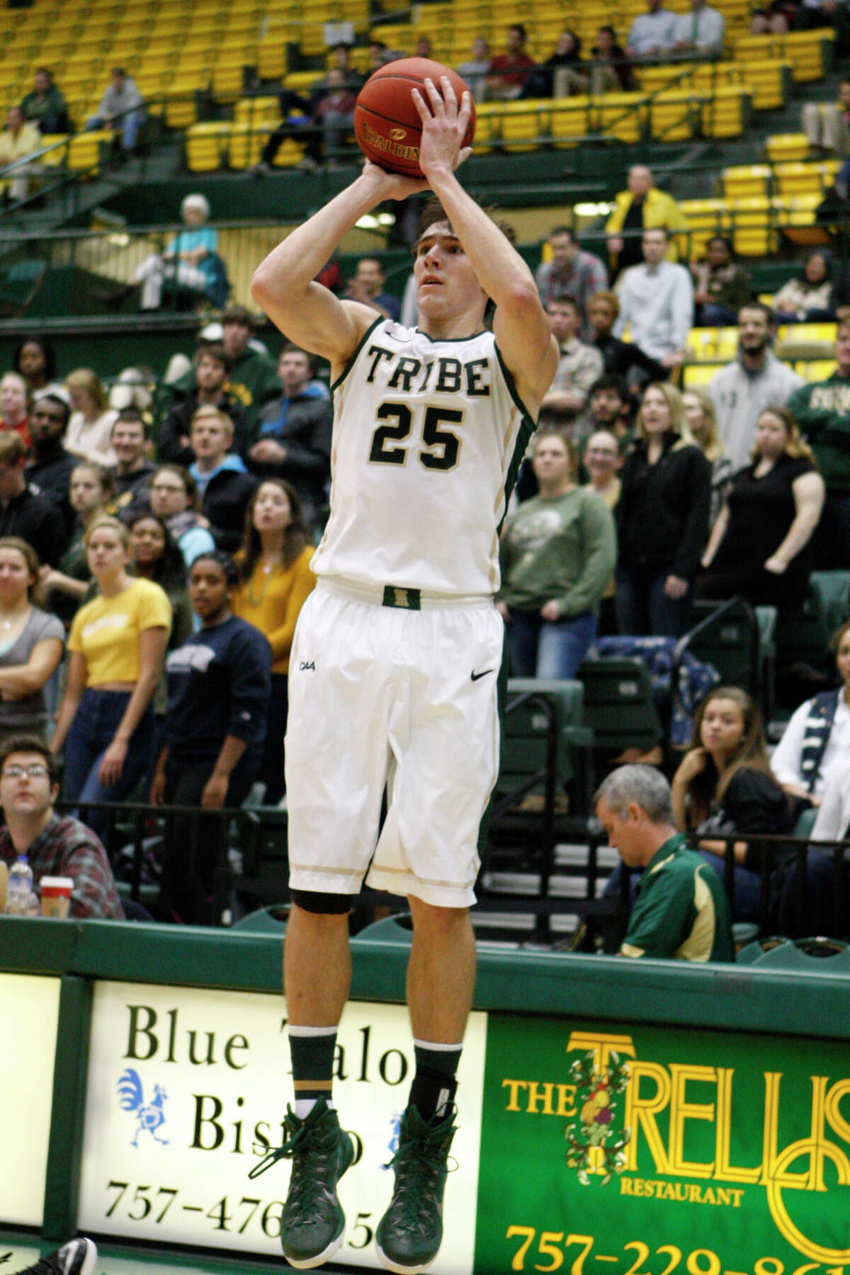 Stamford native, Prep alum Terry Tarpey excels for William & Mary