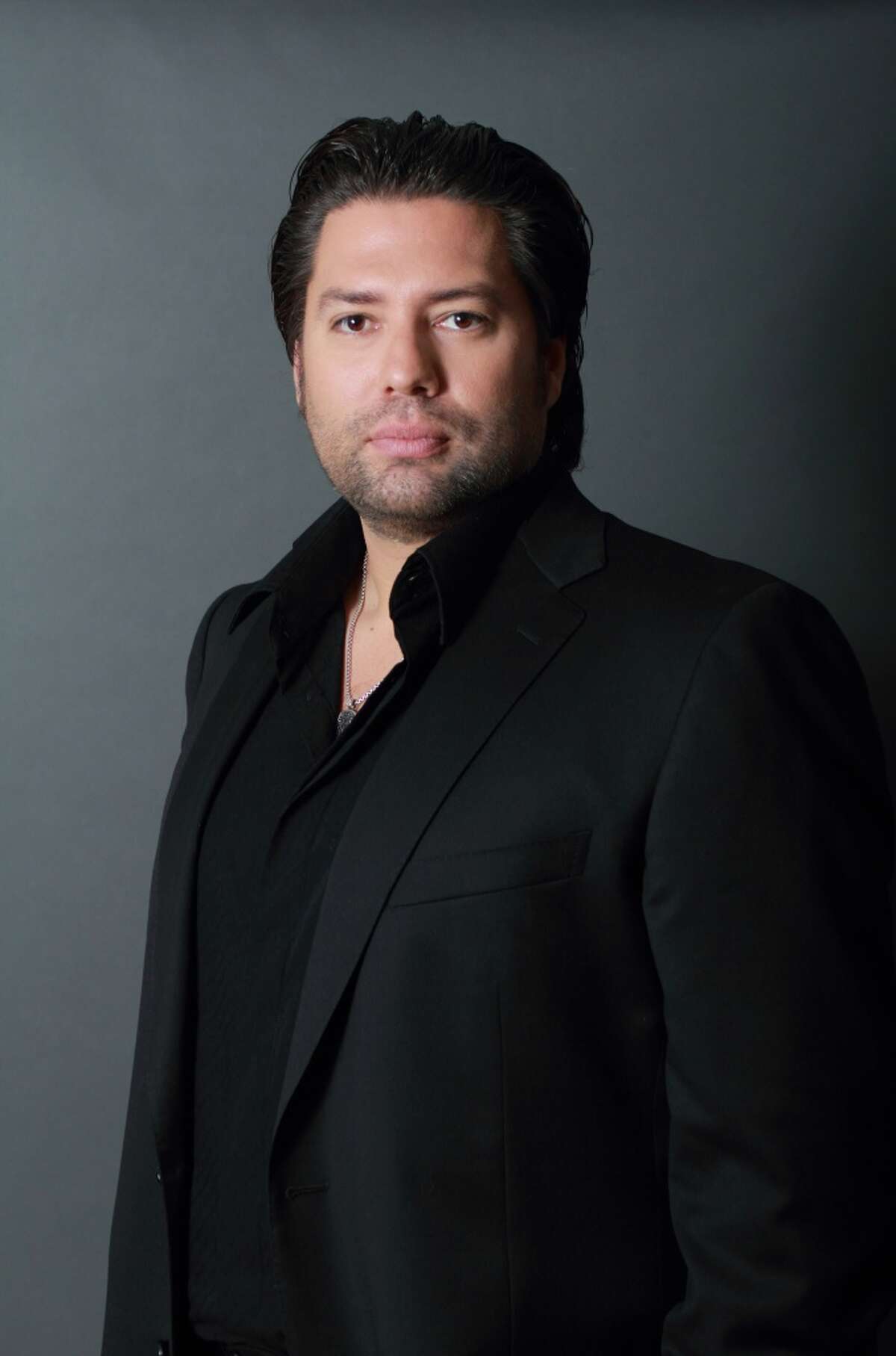San Antonio house flipper Armando Montelongo launching new TV show