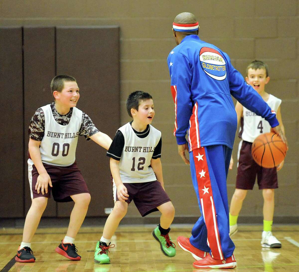Photos: Globetrotter in town