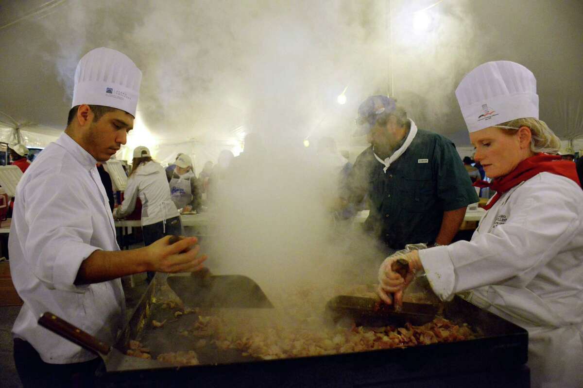 Thousands attend annual Cowboy Breakfast