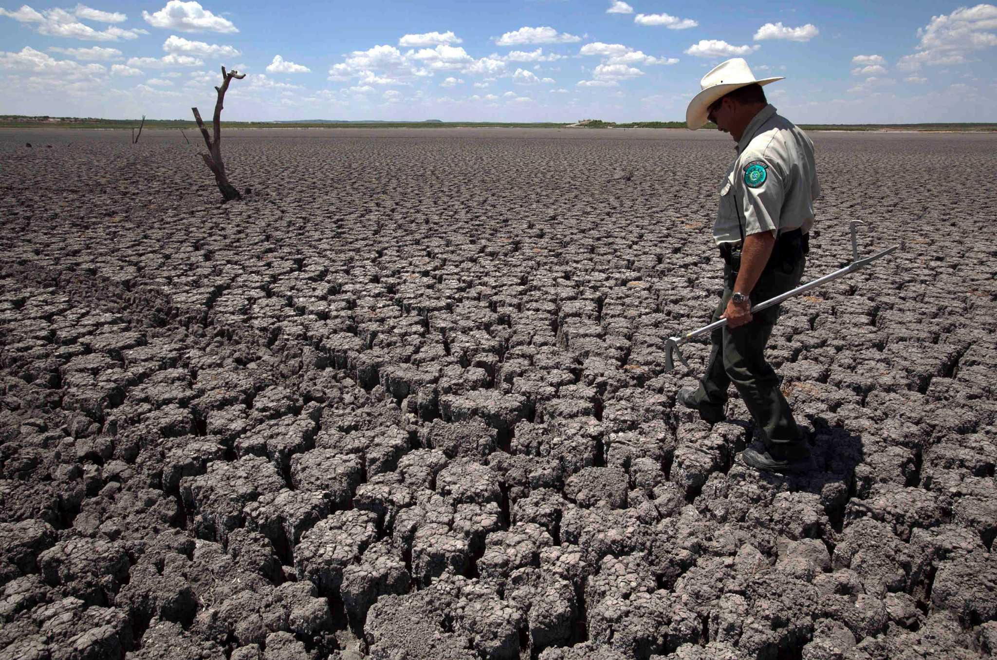 Timelapse photos show how the drought is changing Texas lakes