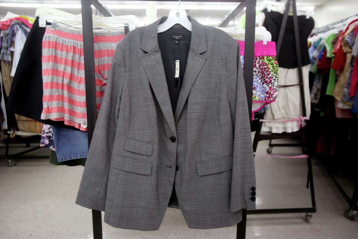 Passion for shopping turns duo into thrift-store experts