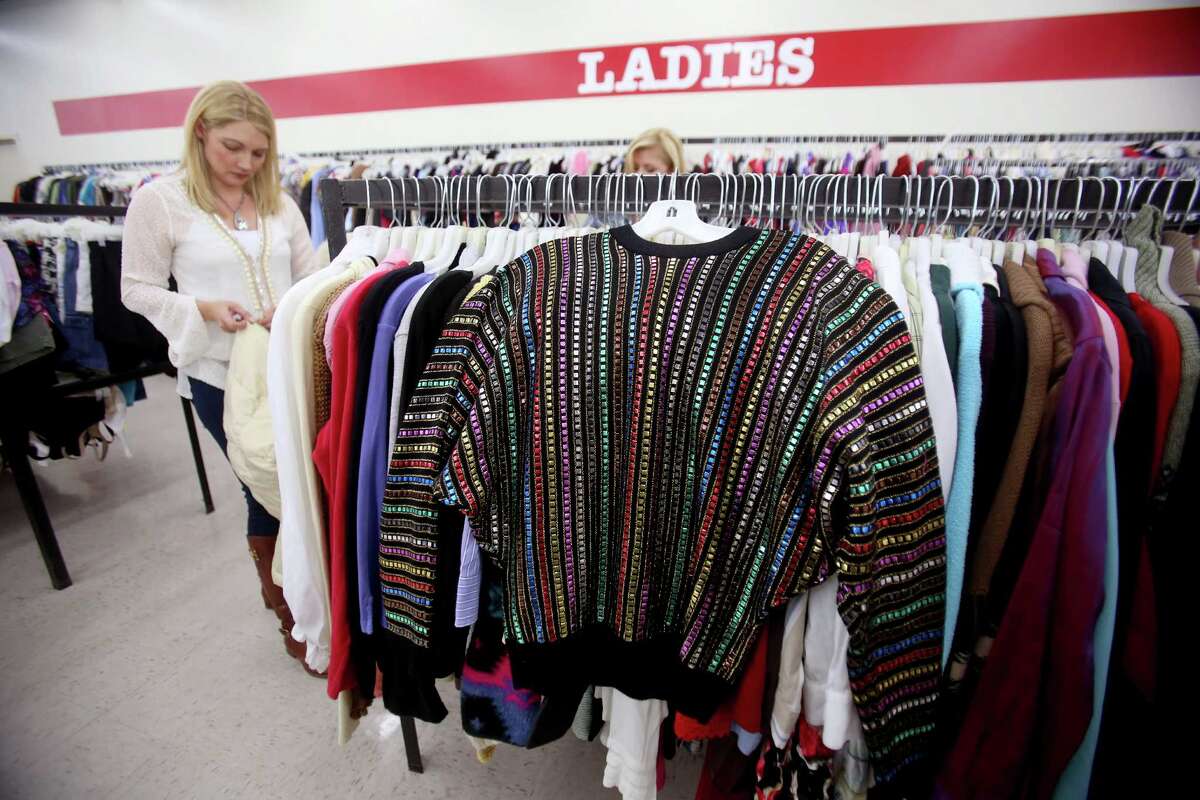 Passion for shopping turns duo into thrift-store experts