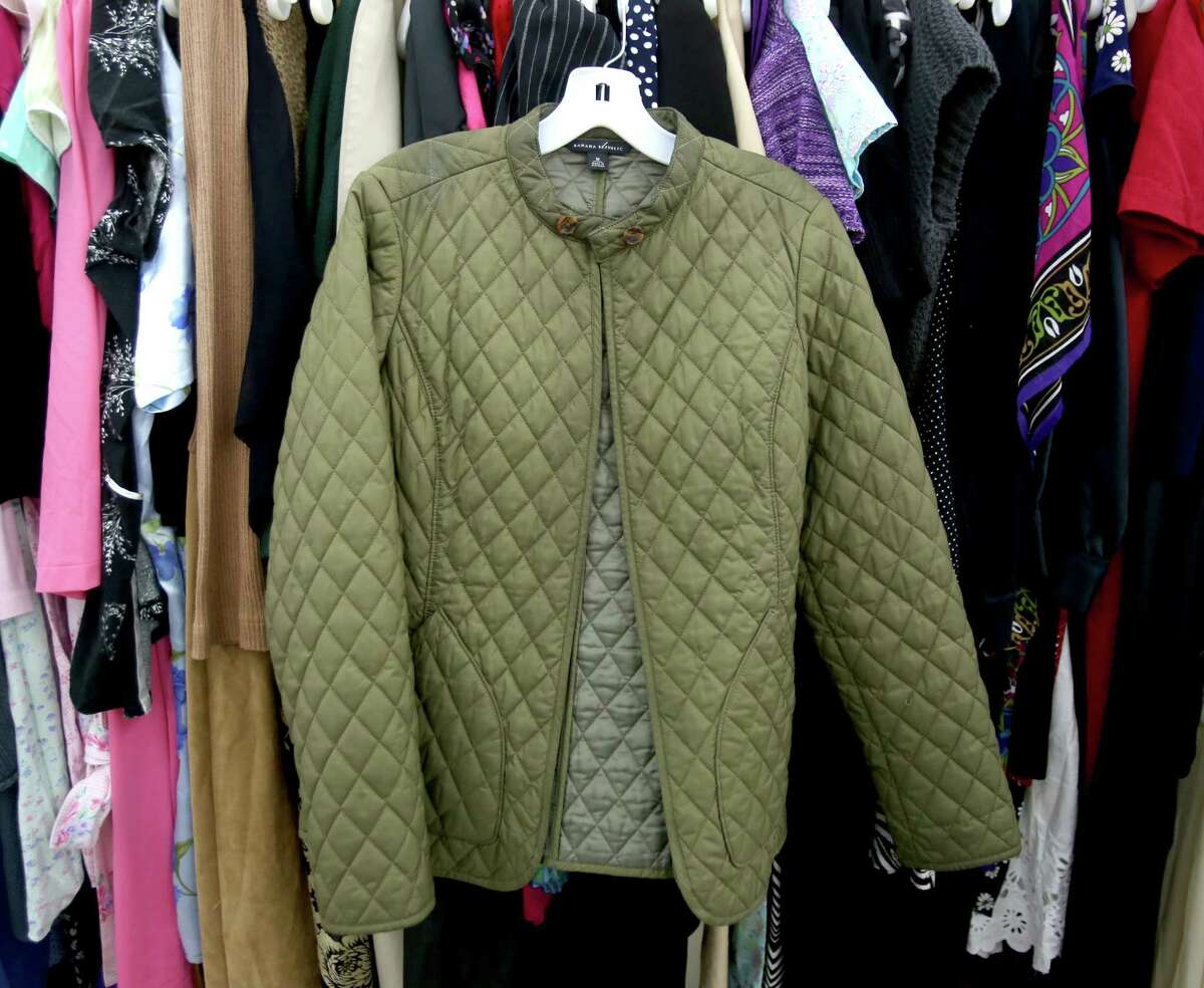 Passion for shopping turns duo into thrift-store experts