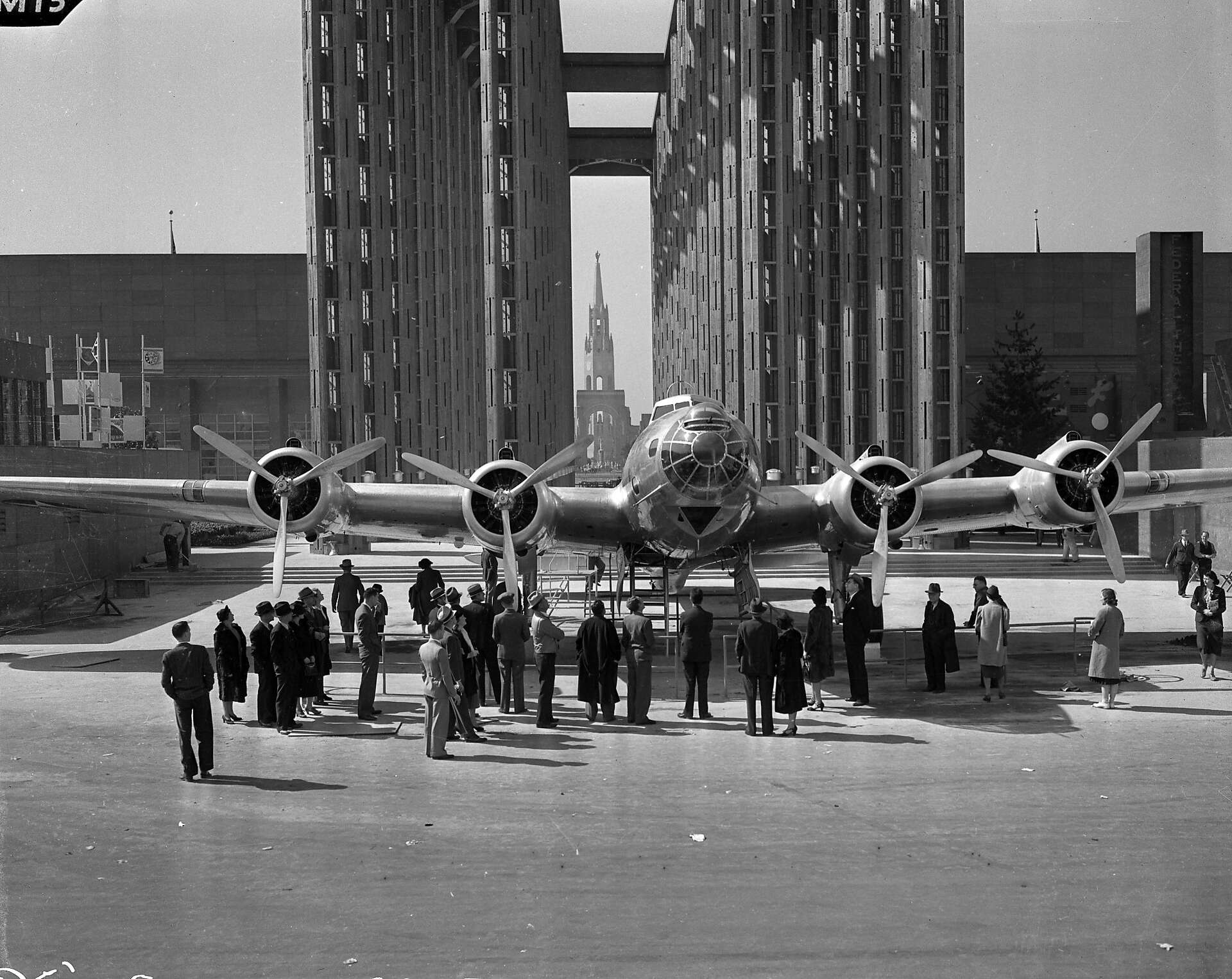 World’s Fair Flying Fortress