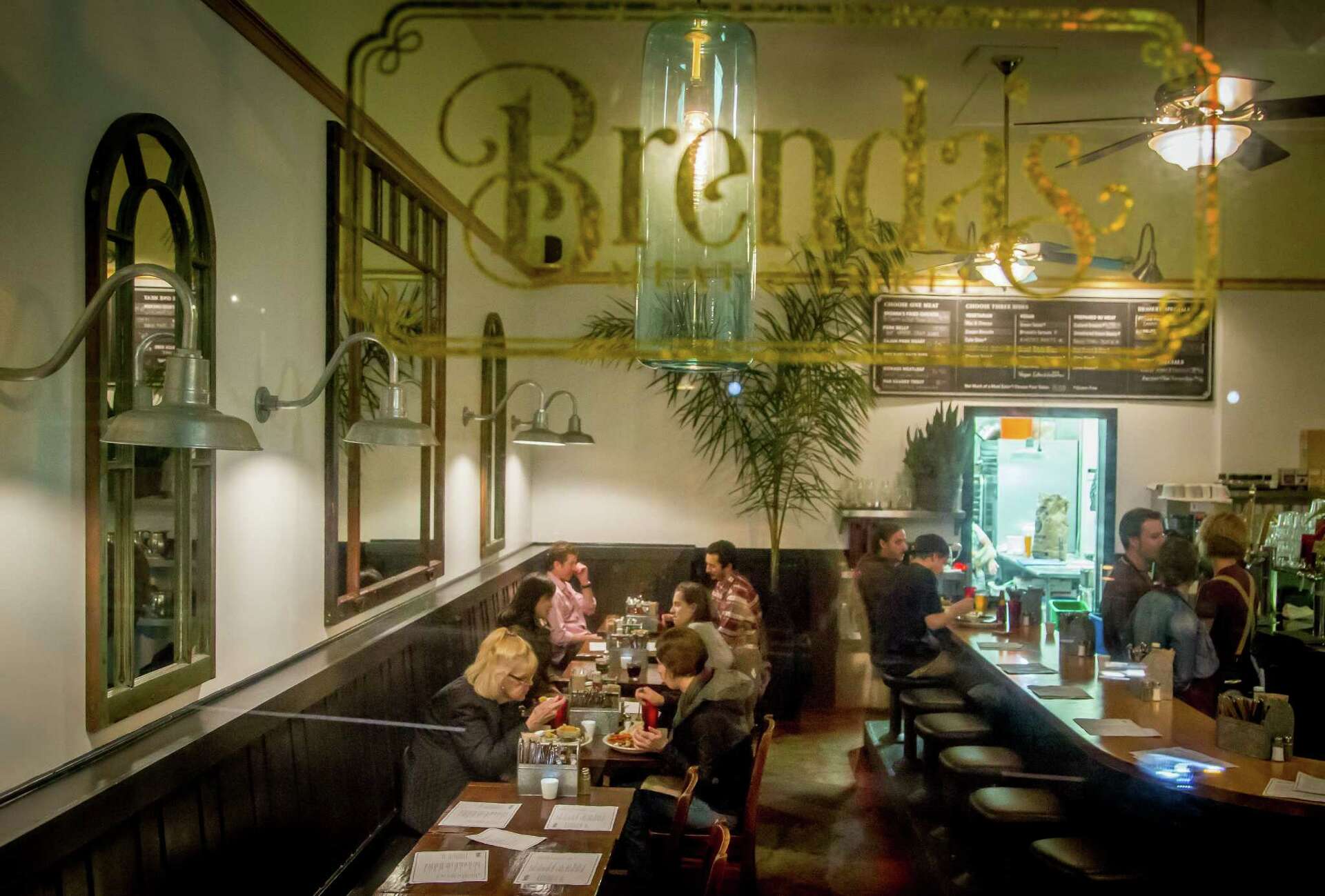 Restaurant review: Brenda’s Meat & Three brings on Southern charm