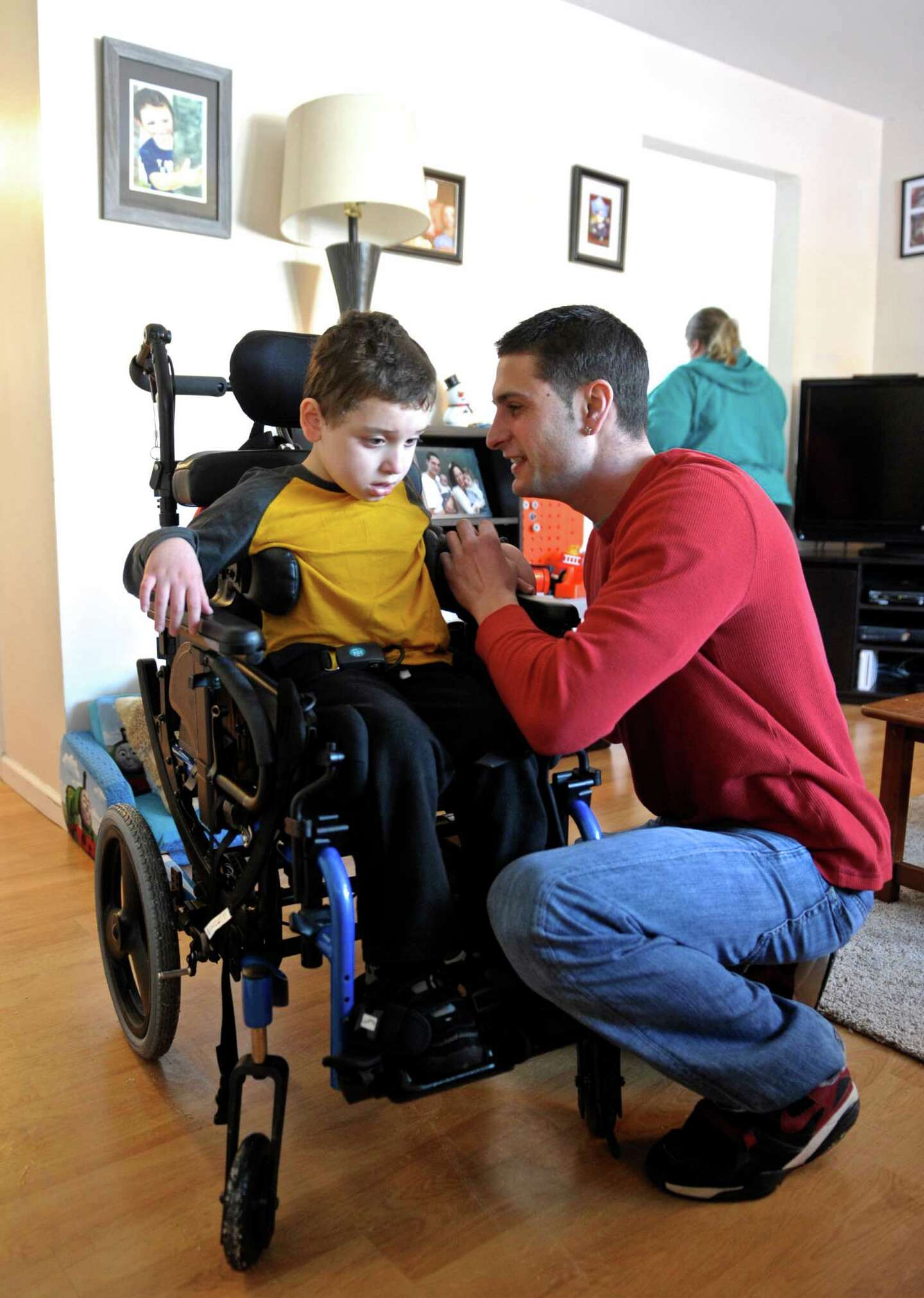 Video Of Brookfield Dad Singing To Disabled Son Goes Viral