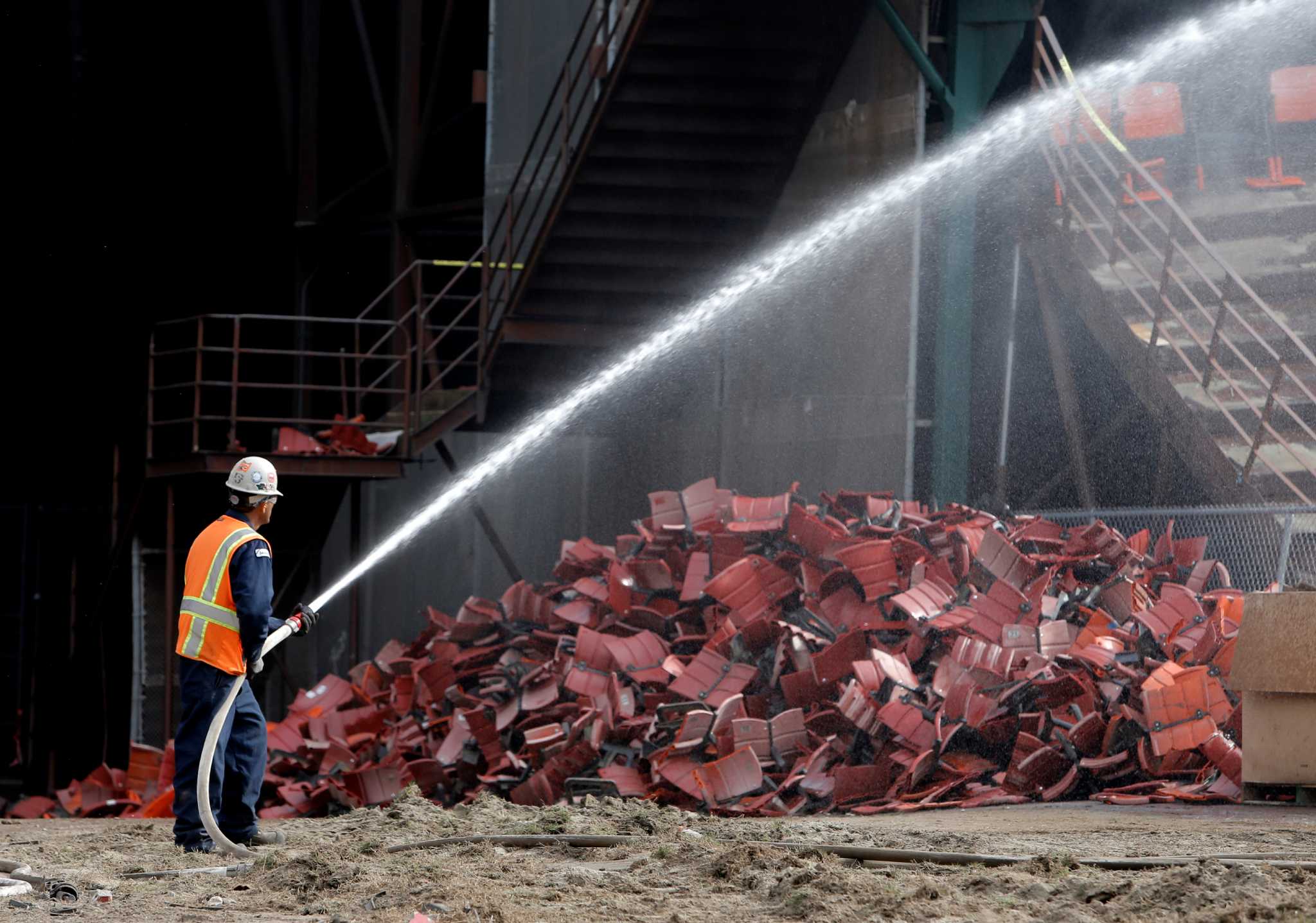Recycled water not permitted for Candlestick demolition